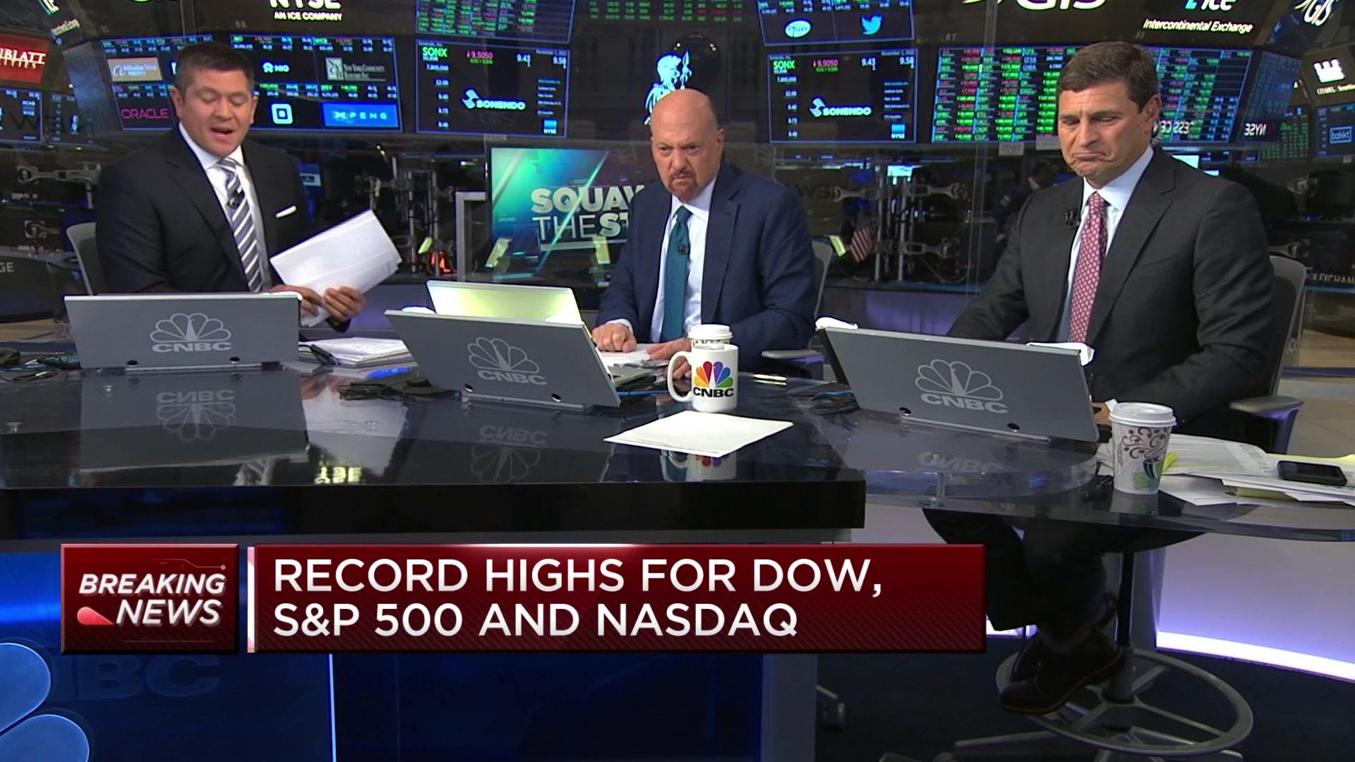 Watch Squawk on the Street Episode: Squawk on the Street - 11/1 - NBC.com