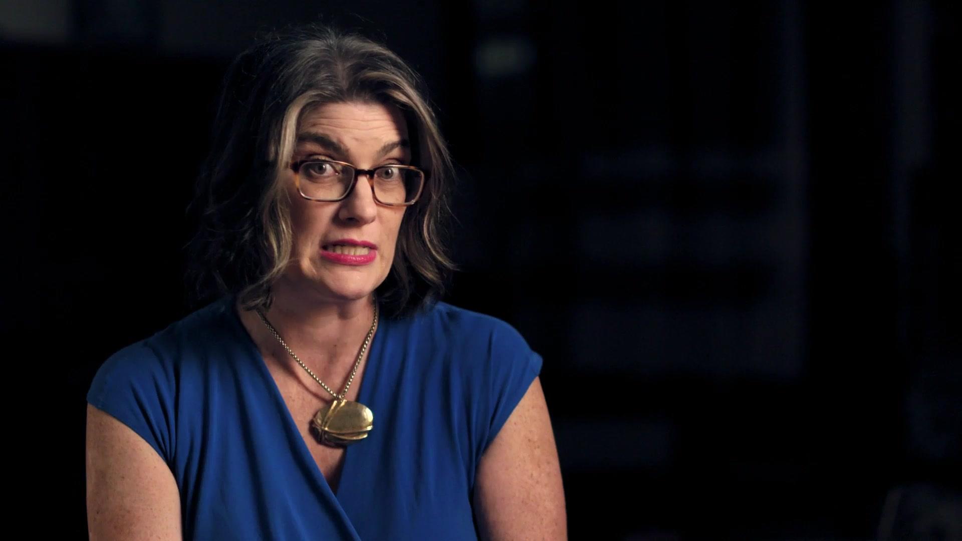 Watch Buried in the Backyard Highlight: Dee Dee Moore Spooked by Press ...