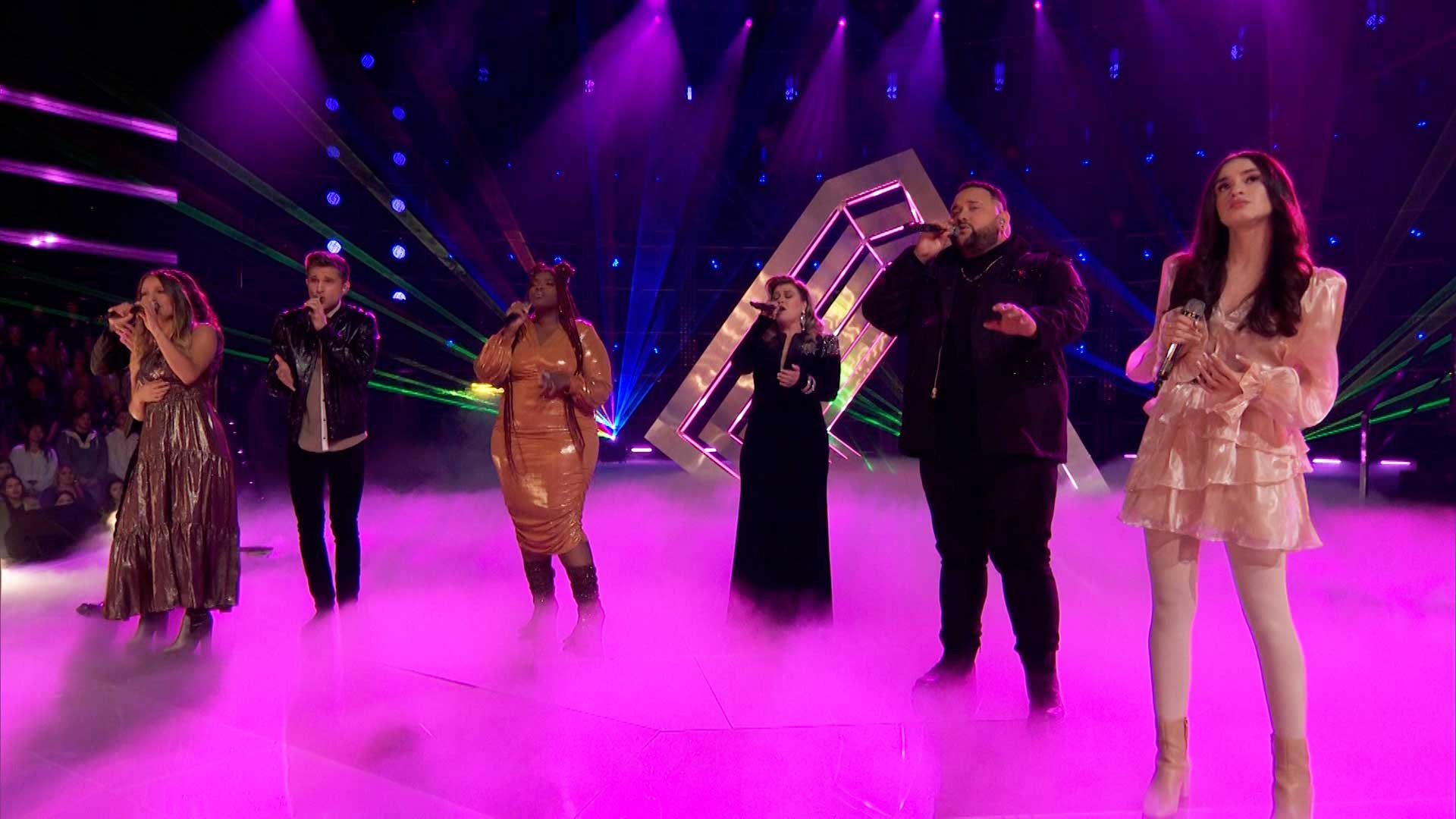 Watch The Voice Highlight: Kelly Clarkson and Team Perform "U Move, I ...