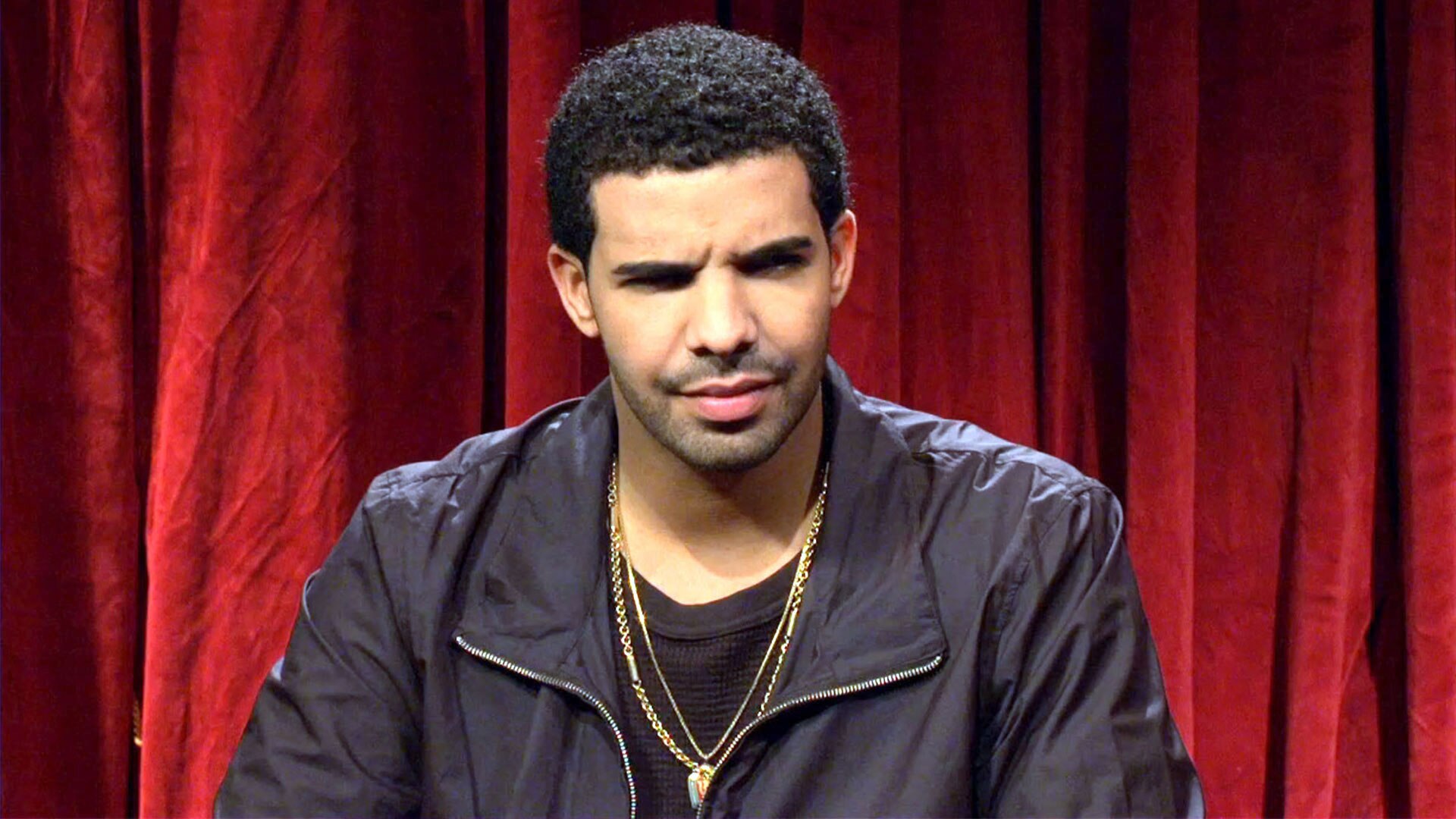 Watch Saturday Night Live Highlight: SNL Digital Short: Drake Interview ...