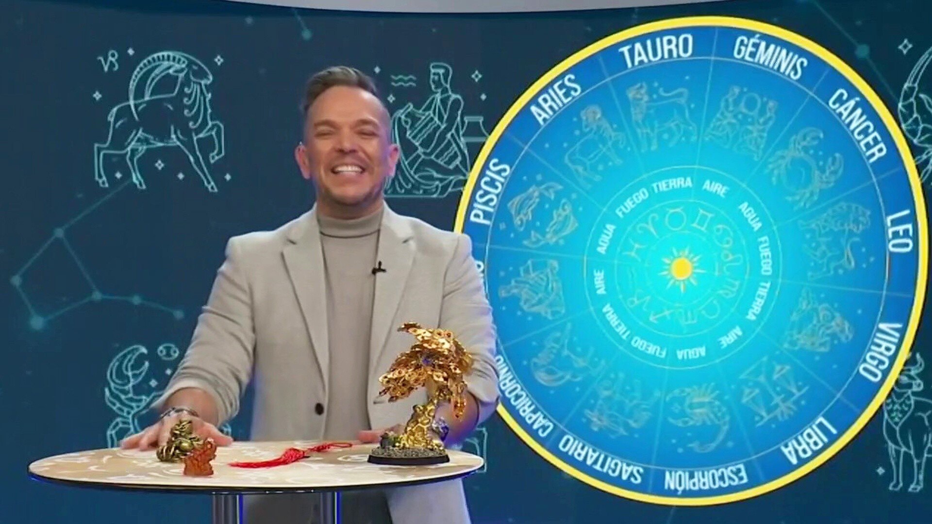 Watch En Casa con Telemundo Highlight: Javis Predice nos enseña algunos ...