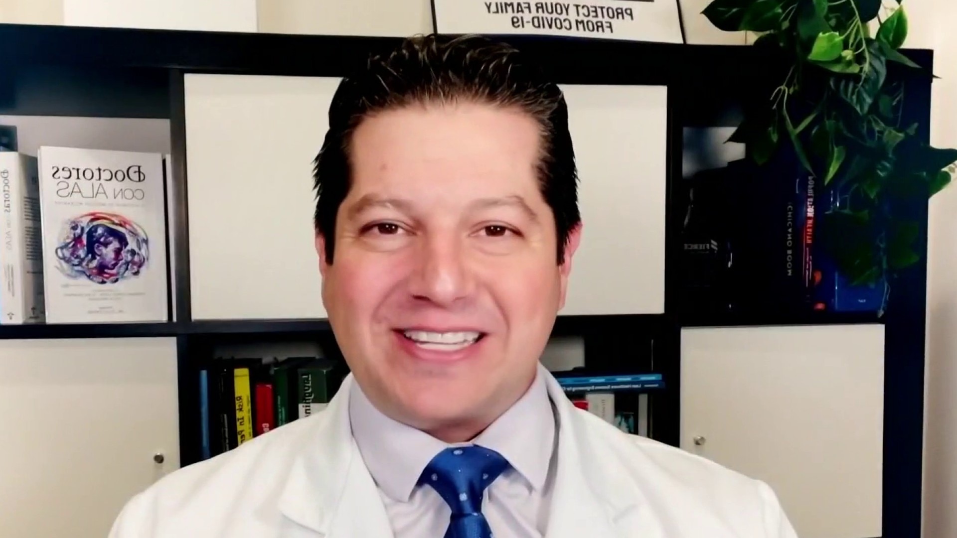 Watch En Casa con Telemundo Highlight: El doctor Ilan Shapiro desmiente ...