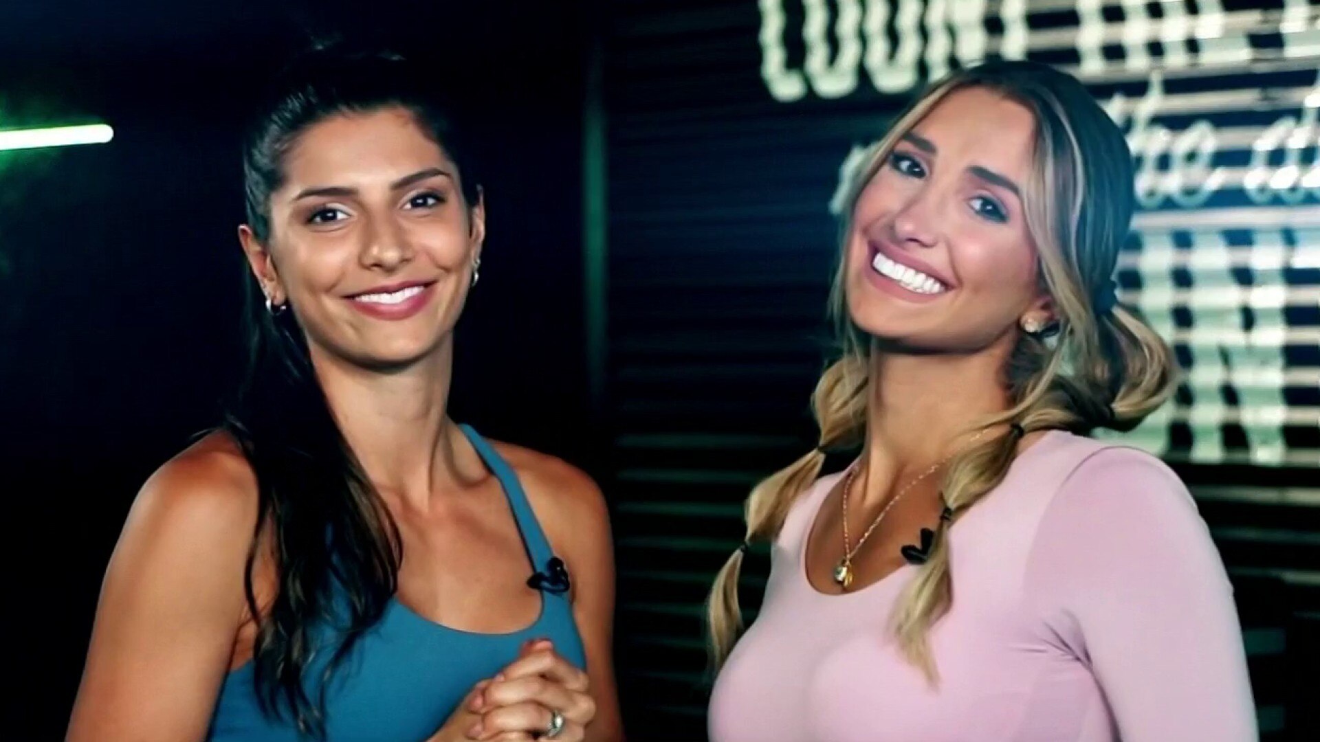Watch En Casa con Telemundo Highlight: Las Muscle Sisters nos enseñan una rutina para las ...