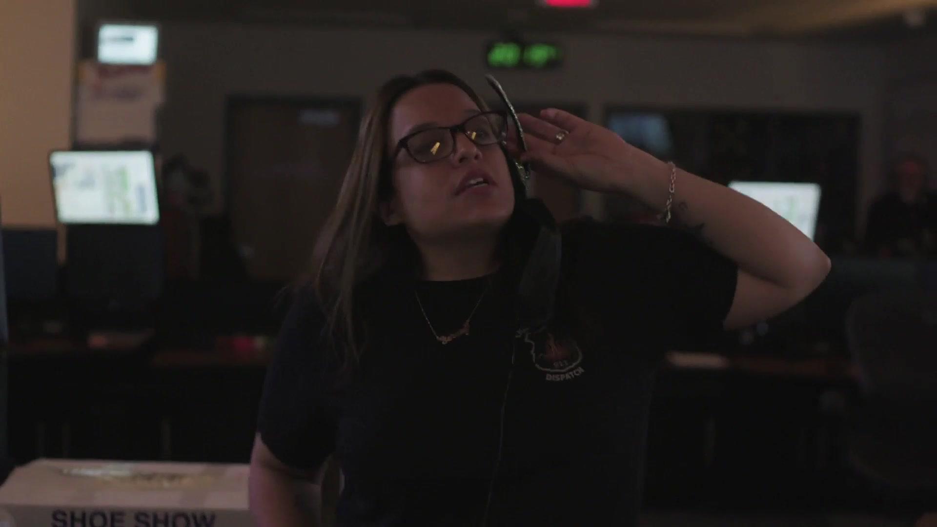 Watch 911 Crisis Center Highlight: Man Calls 911 After Grocery Store ...