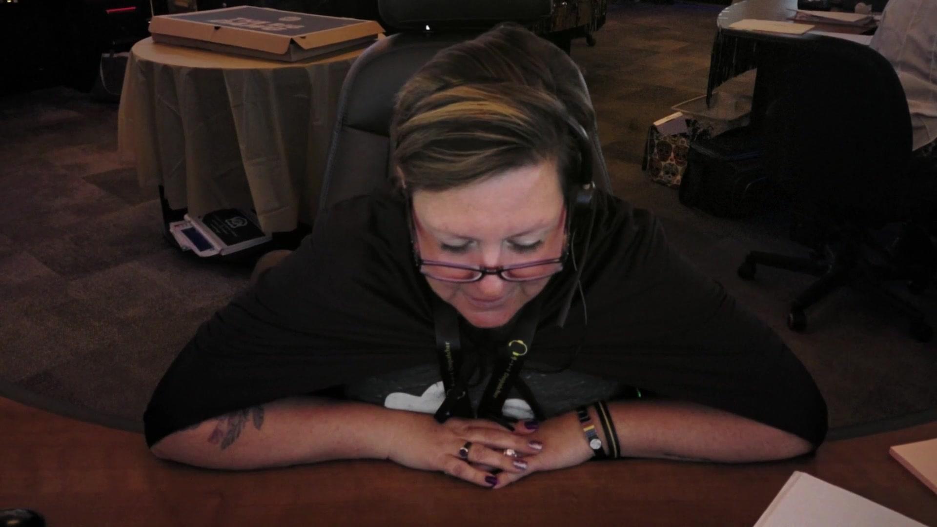 Watch 911 Crisis Center Highlight: Woman Calls 911 After Child Gets ...