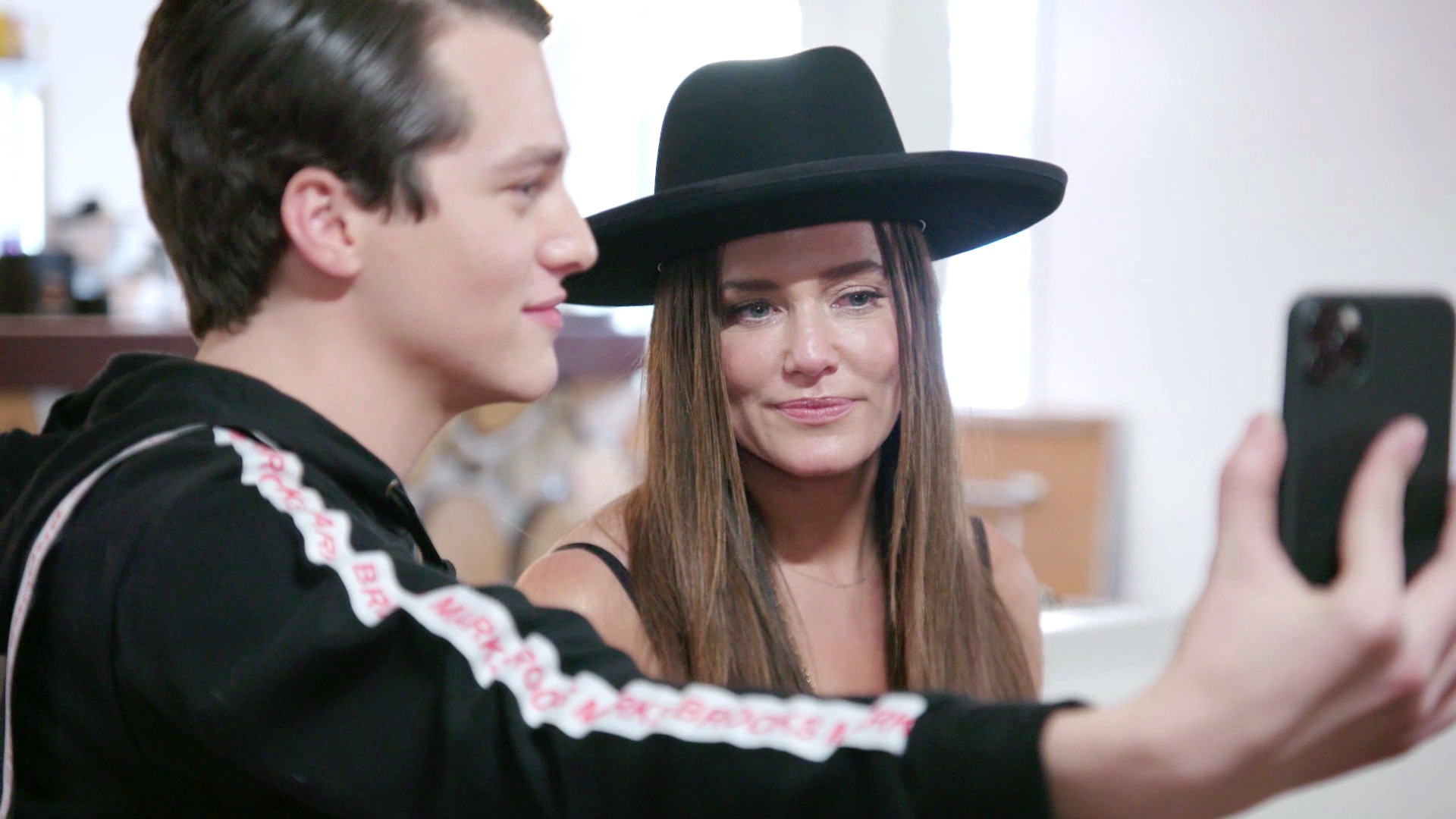 Watch The Real Housewives of Salt Lake City Sneak Peek: Meredith Marks ...