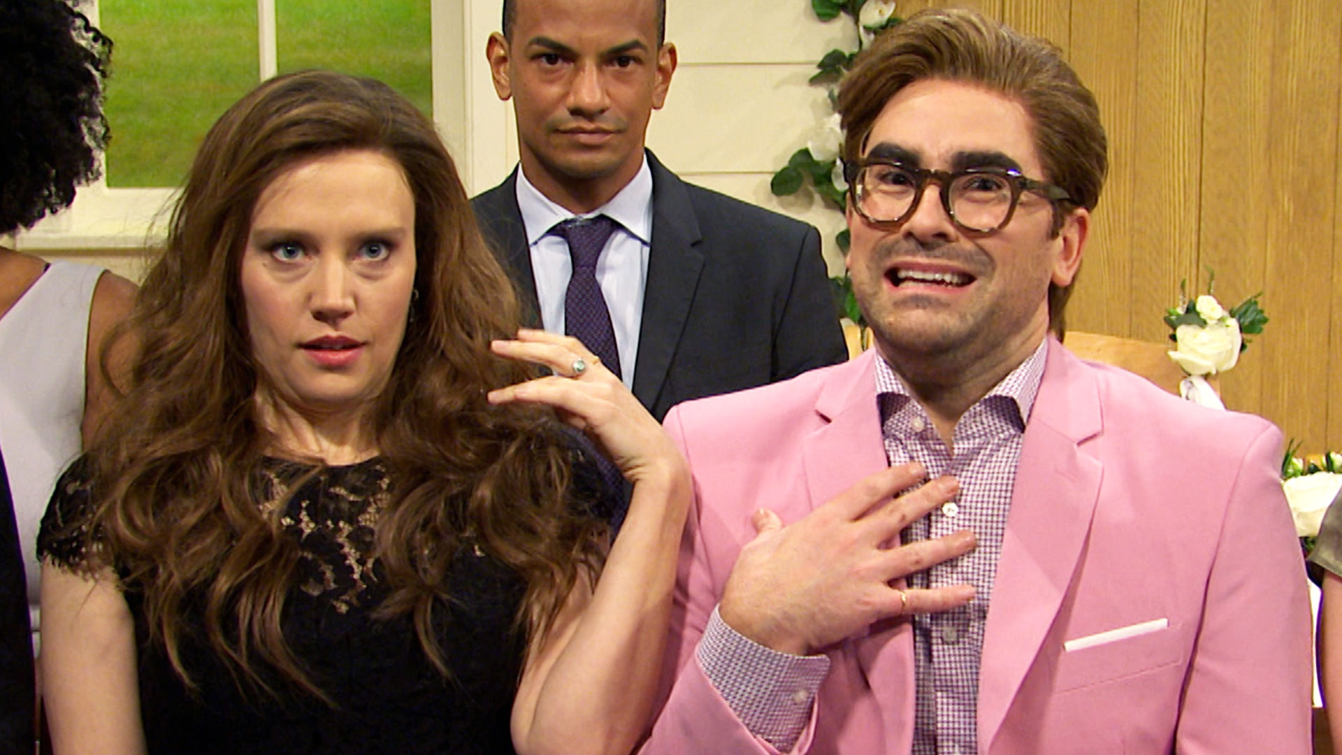 Watch Saturday Night Live Highlight: Wedding Friends - NBC.com