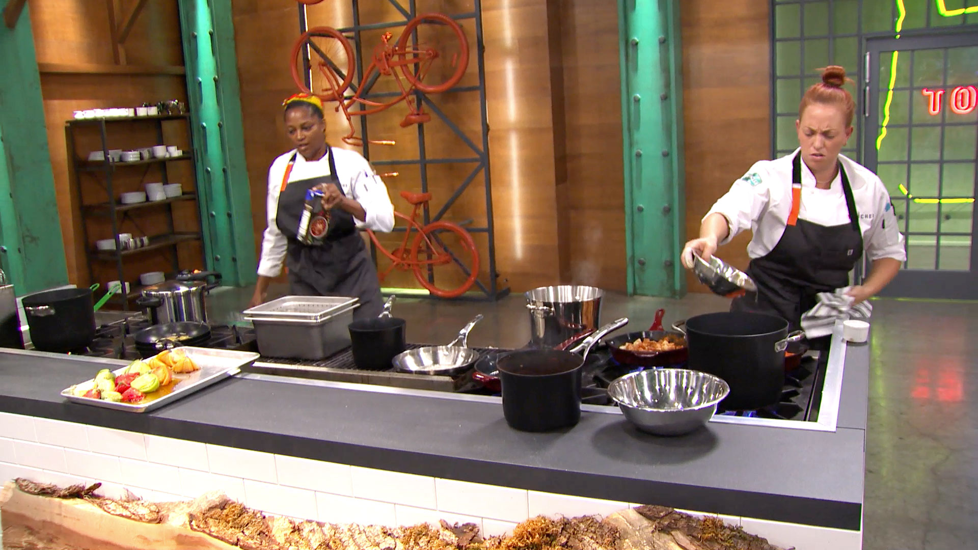 Watch Top Chef Web Exclusive: Your First Look at the Top Chef Season 18 ...