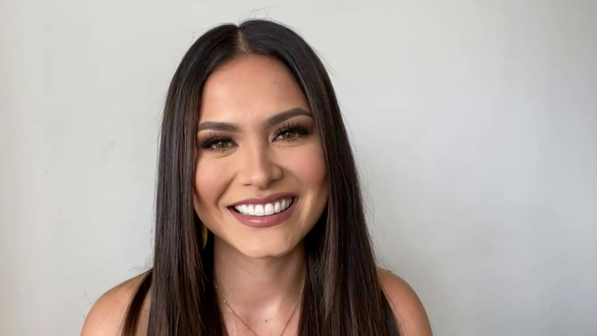 Watch En Casa con Telemundo Episode: Una candidata bien preparada - NBC.com