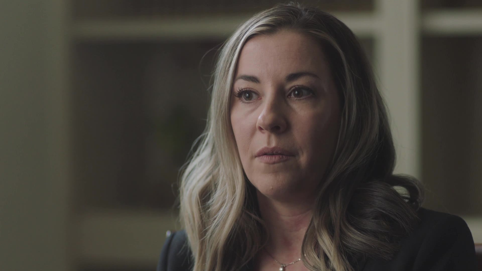 Watch License to Kill Highlight: Going Undercover At Dr. Lisa Tseng's ...