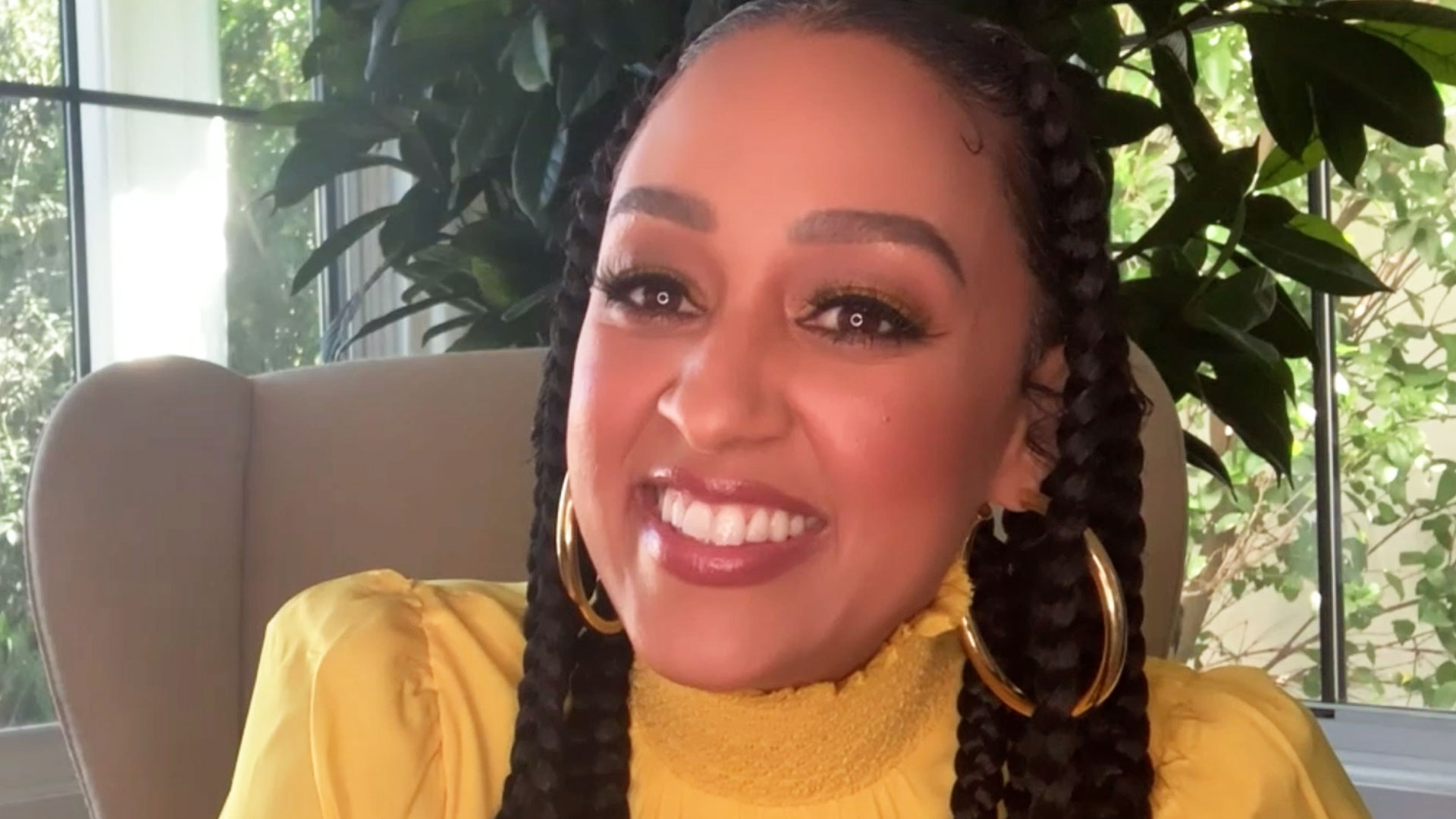 Watch Access Hollywood Interview: Tia Mowry Shares Empowering Message ...