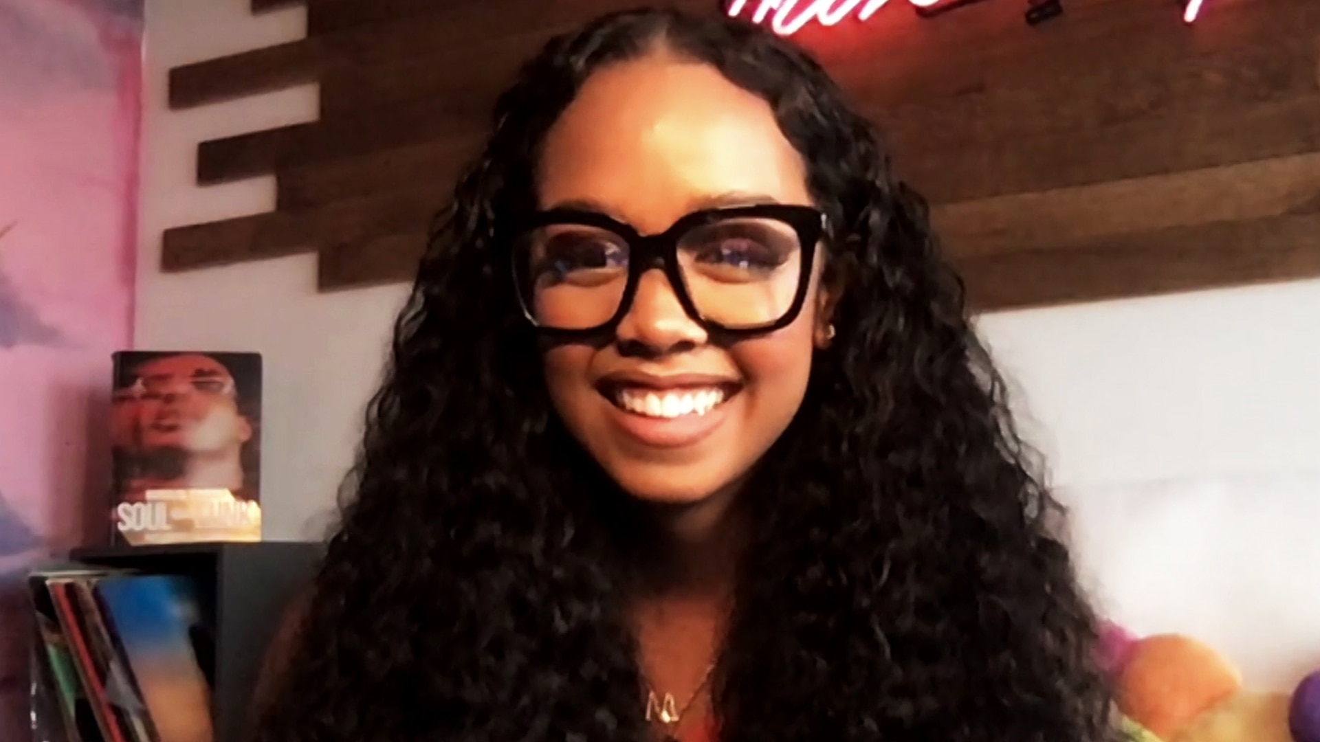 Watch The Tonight Show Starring Jimmy Fallon Interview: H.E.R. Was an ...