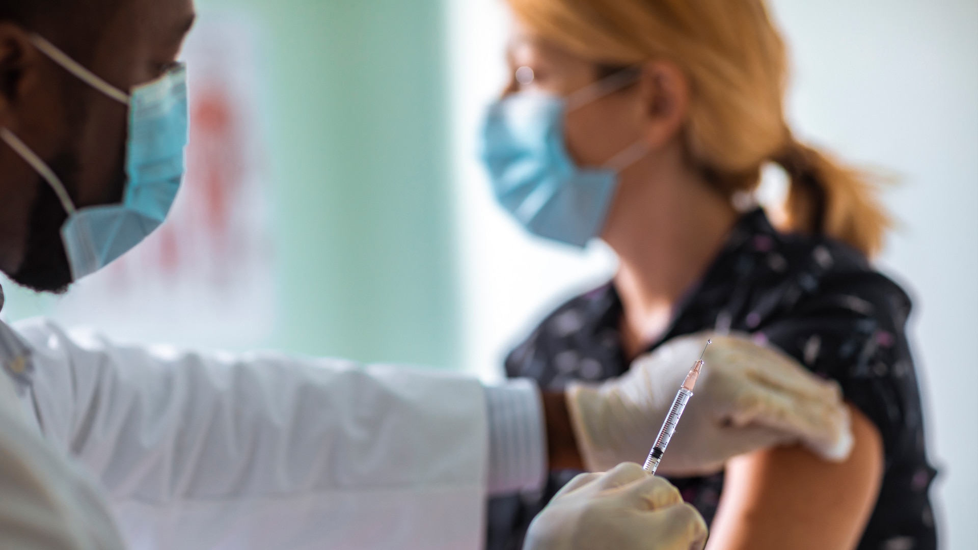 Watch hoy Día Highlight: Cómo perder el miedo a las inyecciones: sigue ...