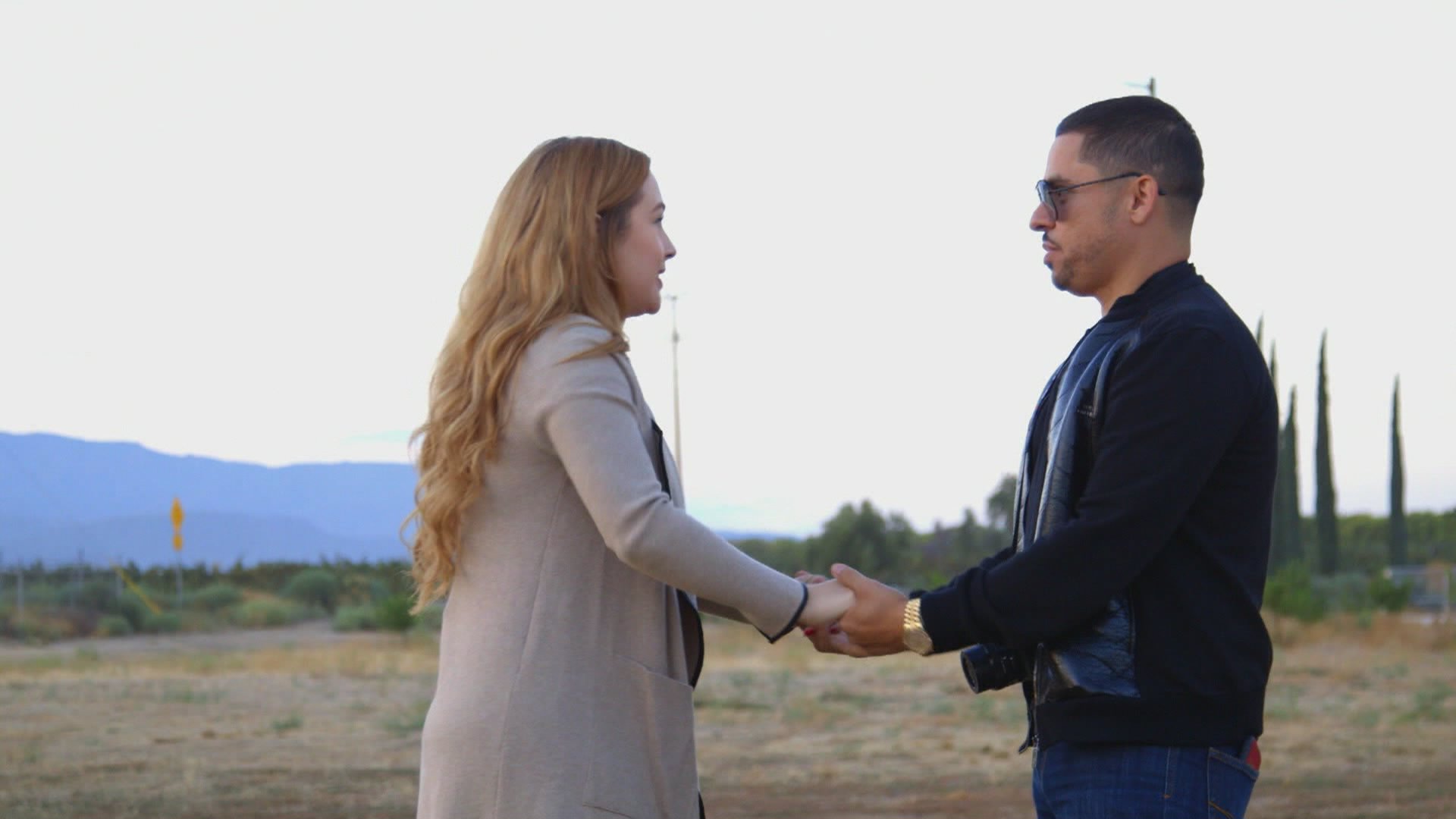 Watch Larrymania Highlight: “¡Estoy divorciado!” - NBC.com