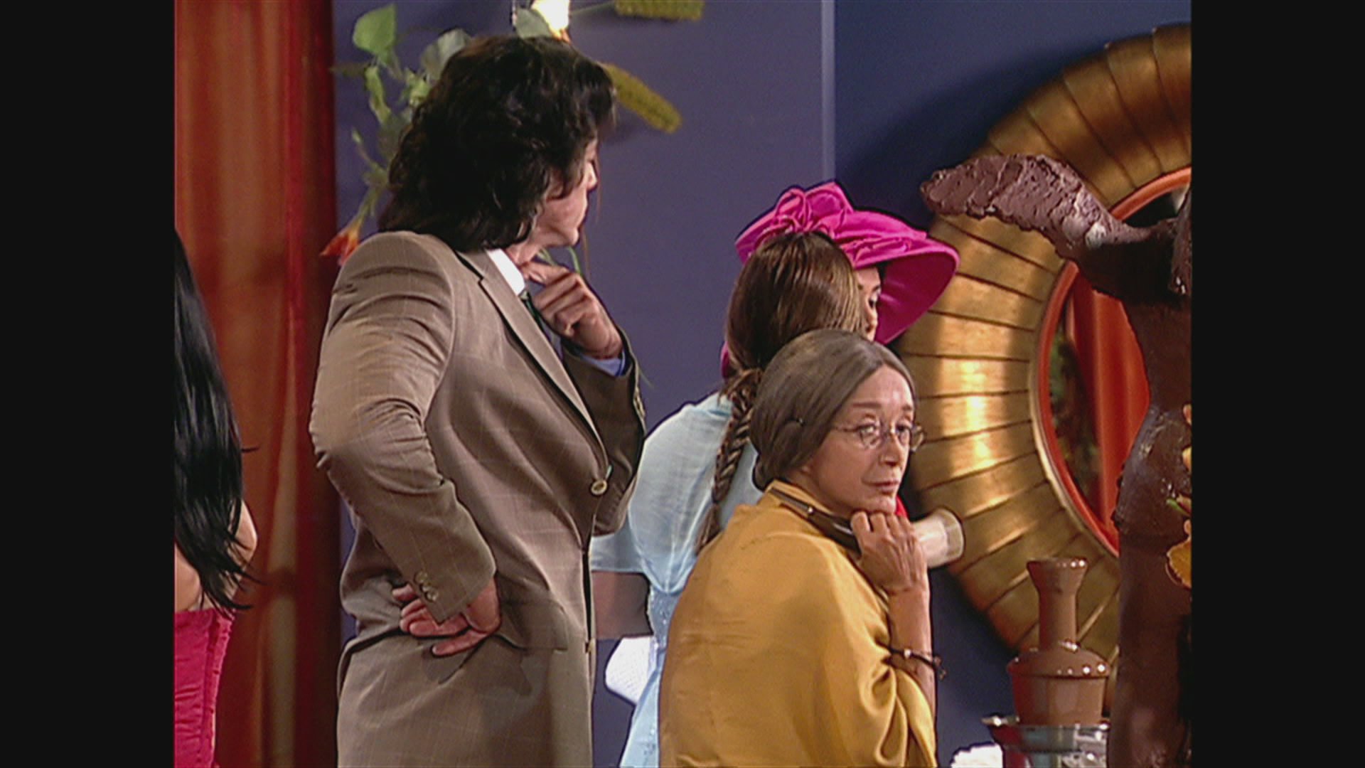 Watch Dame Chocolate Episode: Arde la celebración - NBC.com