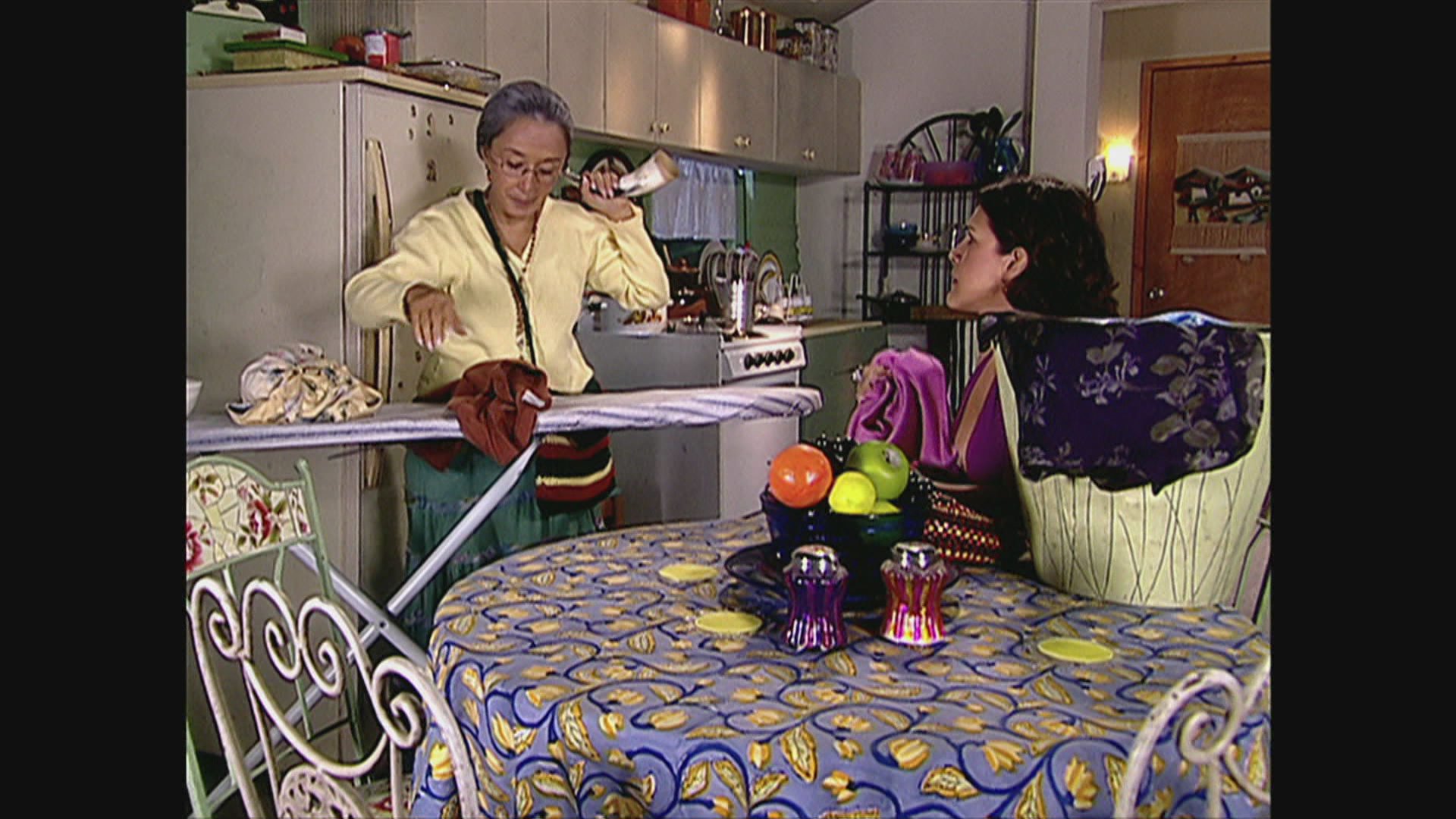 Watch Dame Chocolate Episode: Dos gotas de agua - NBC.com