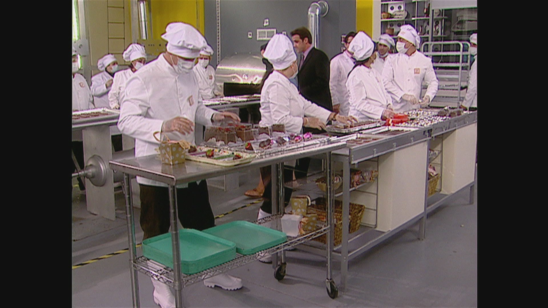 Watch Dame Chocolate Episode: La promesa - NBC.com