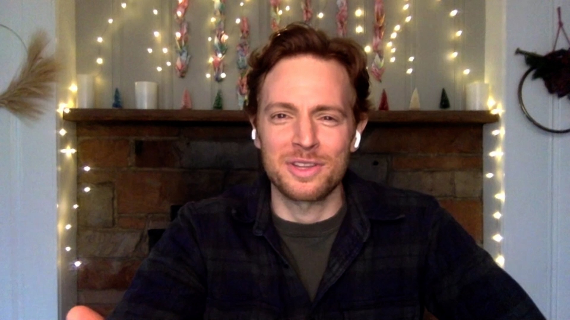 Watch Chicago Fire Web Exclusive: Fun Facts with the Cast of One ...