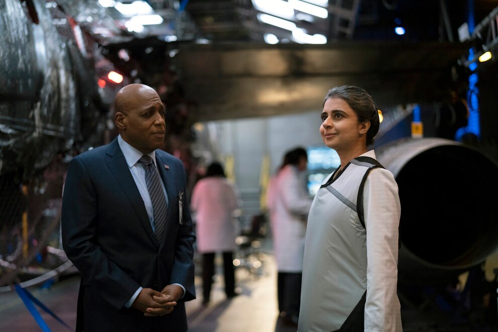 Manifest: Duty Free Photo: 5022250 - NBC.com