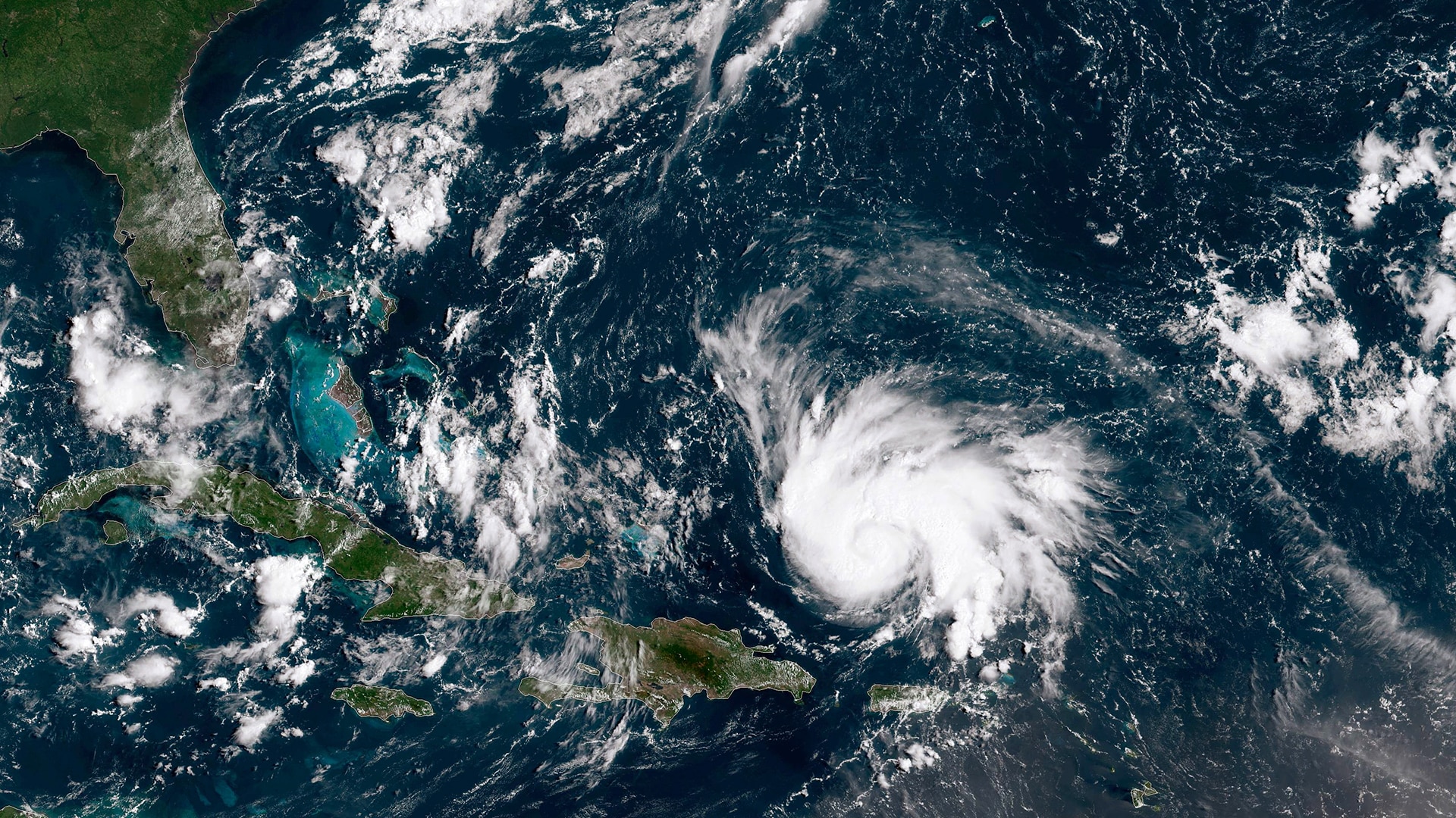 Watch Hoy Día Highlight: ¿Cómo se nombran los huracanes? - NBC.com