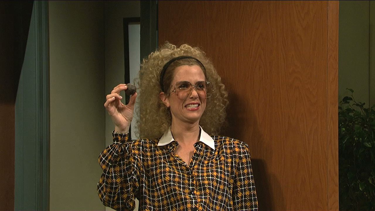 Watch Saturday Night Live Highlight: New Secretary - NBC.com