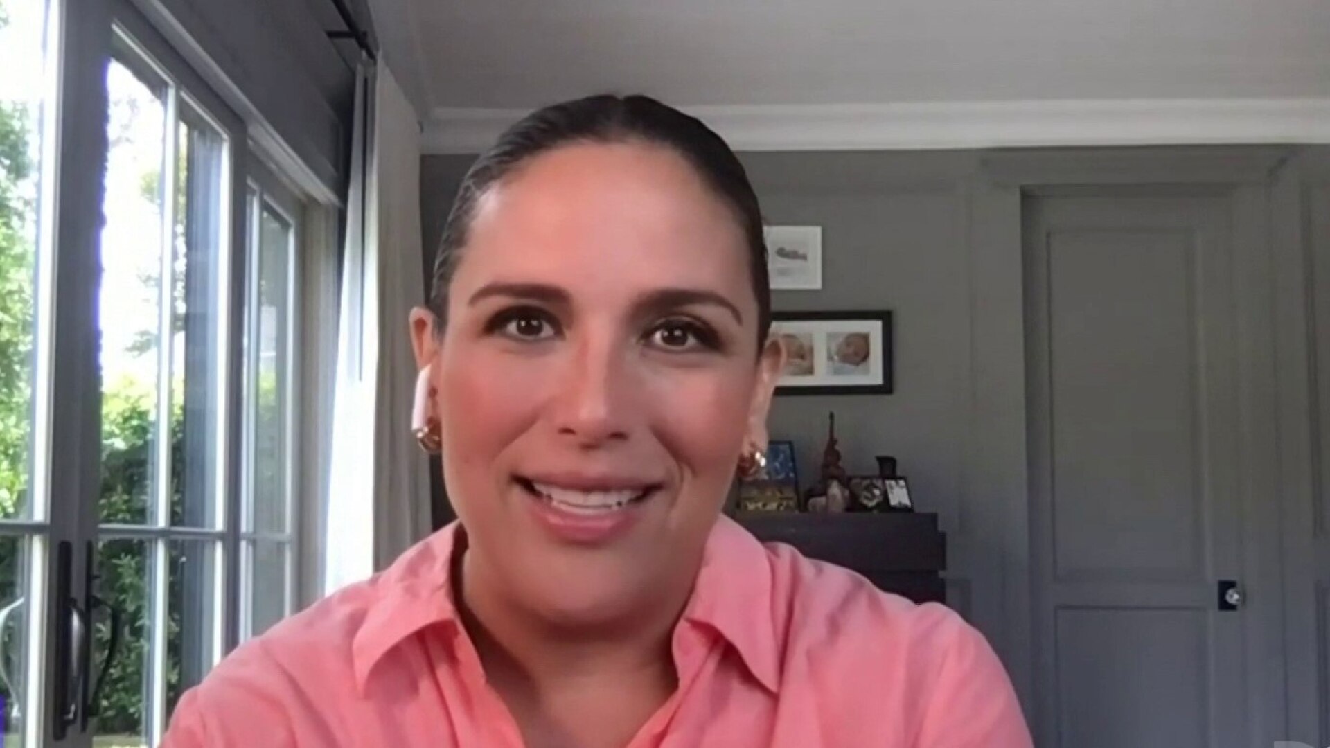 Watch En Casa con Telemundo Episode: Merecido reconocimiento - NBC.com