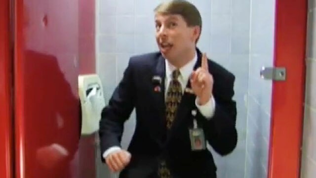 Watch 30 Rock Web Exclusive: Kenneth in Charge - NBC.com