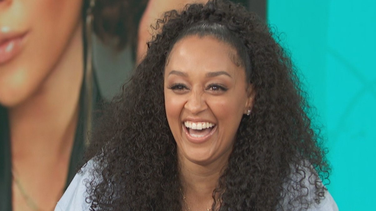 Watch Access Hollywood Interview: Tia Mowry Reflects On Working With ... Watch Access Hollywood Interview: Tia Mowry Reflects On Working With ...