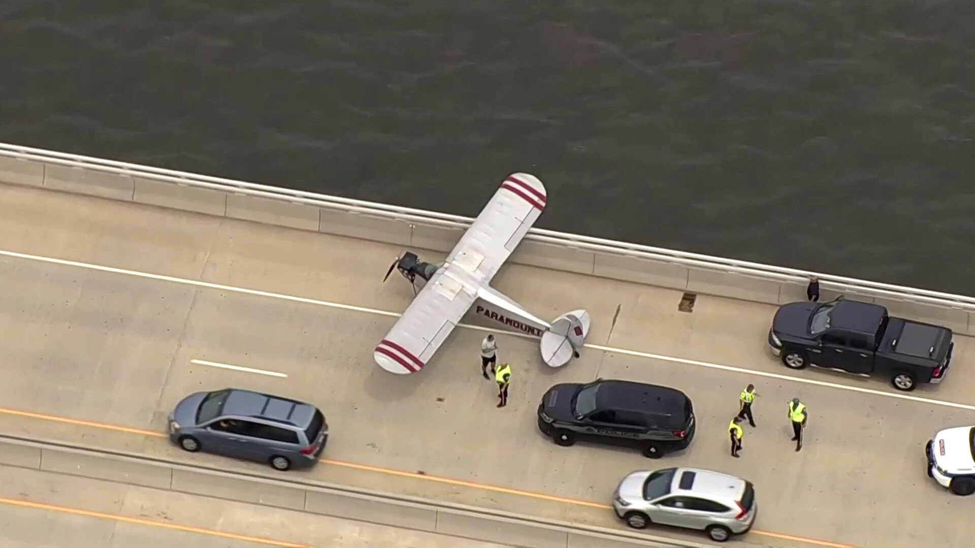 Watch TODAY Highlight: Teen pilot safely lands plane on New Jersey ... Watch TODAY Highlight: Teen pilot safely lands plane on New Jersey ...