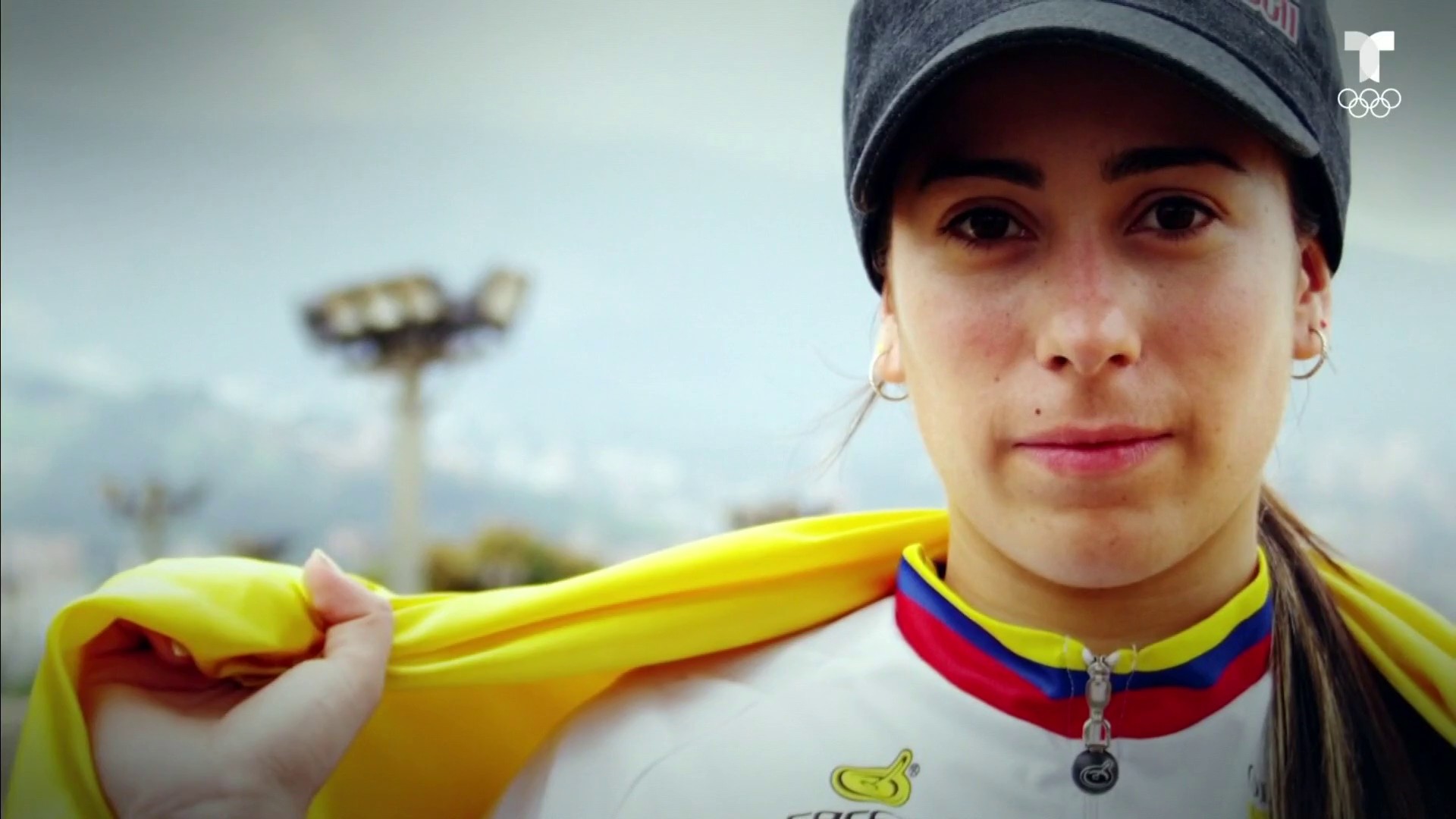 Watch Juegos Olímpicos Highlight: La pasión de Mariana Pajón por el BMX ...