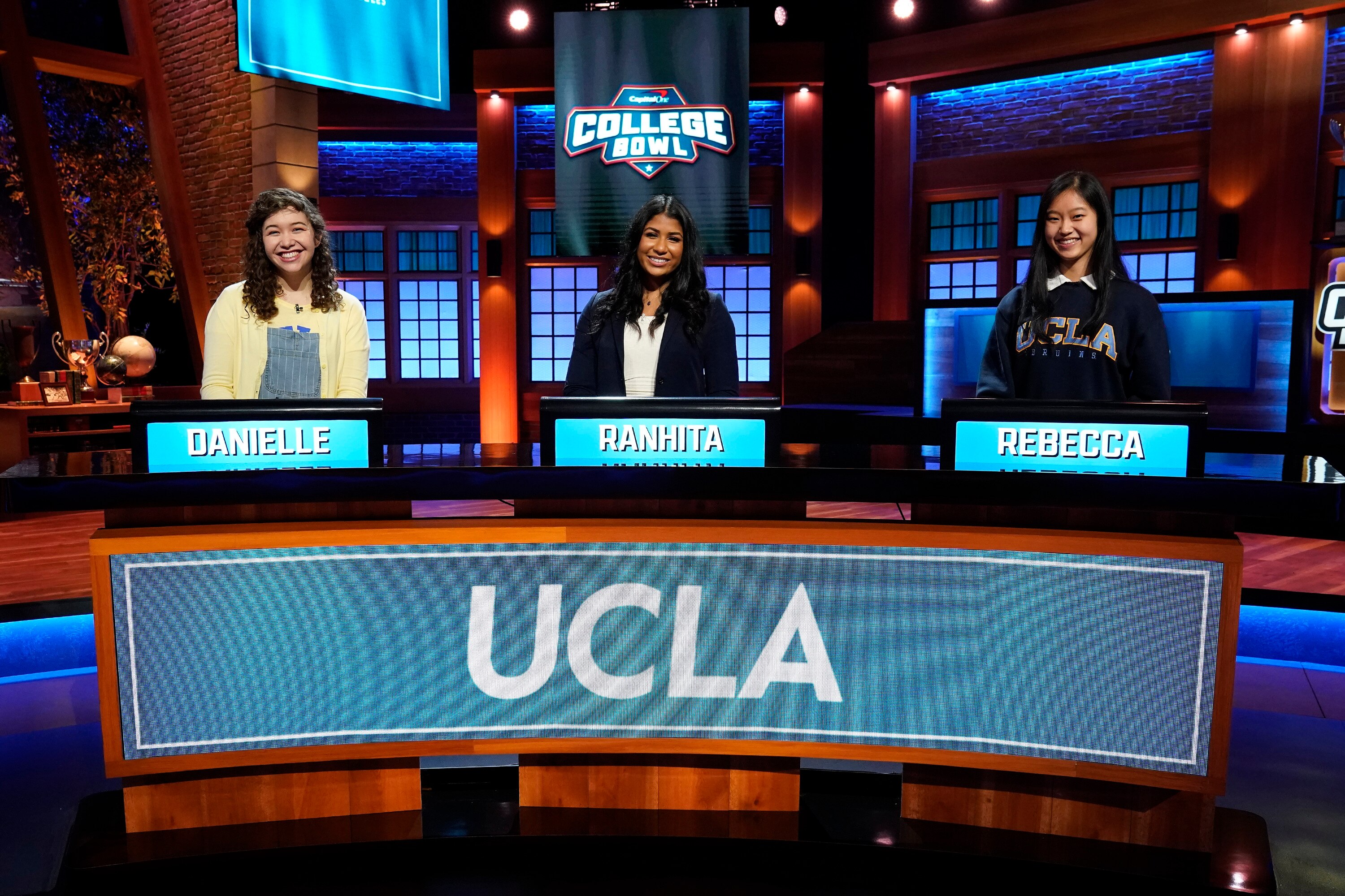 Capital One College Bowl: Quarterfinals 4 Photo: 5181707 - NBC.com