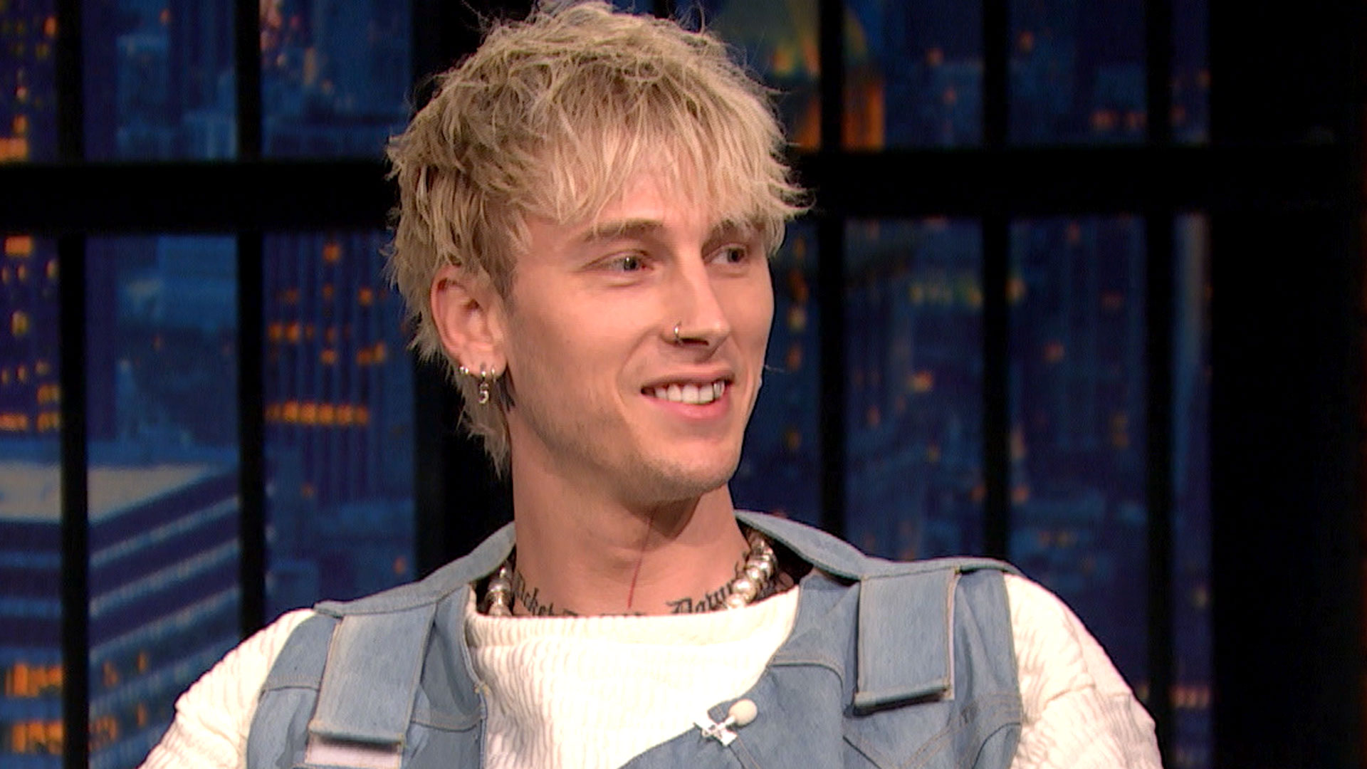 Watch Late Night with Seth Meyers Highlight: Machine Gun Kelly Spent a ...