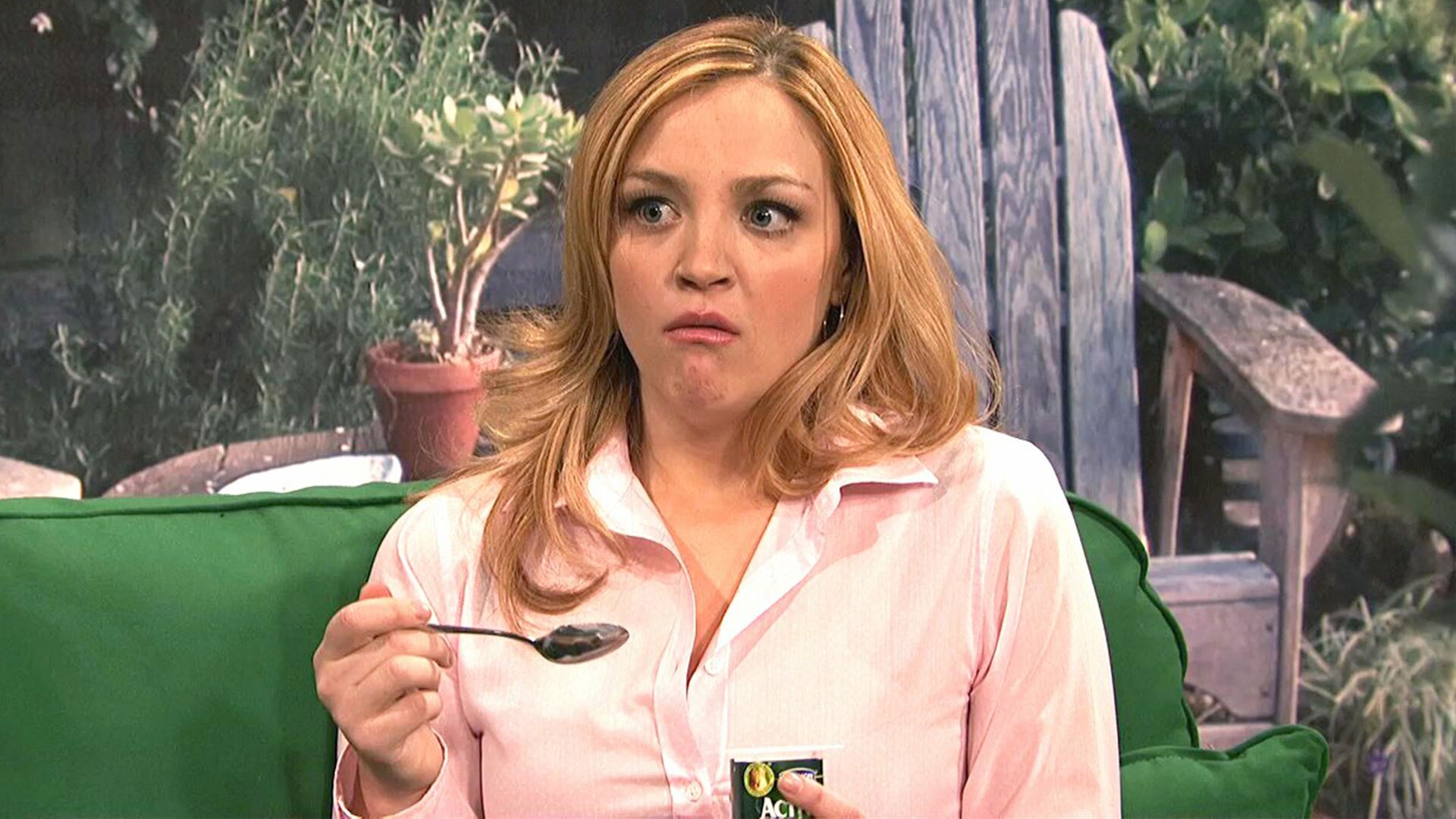 Watch Saturday Night Live Highlight: Activia Commercial - NBC.com