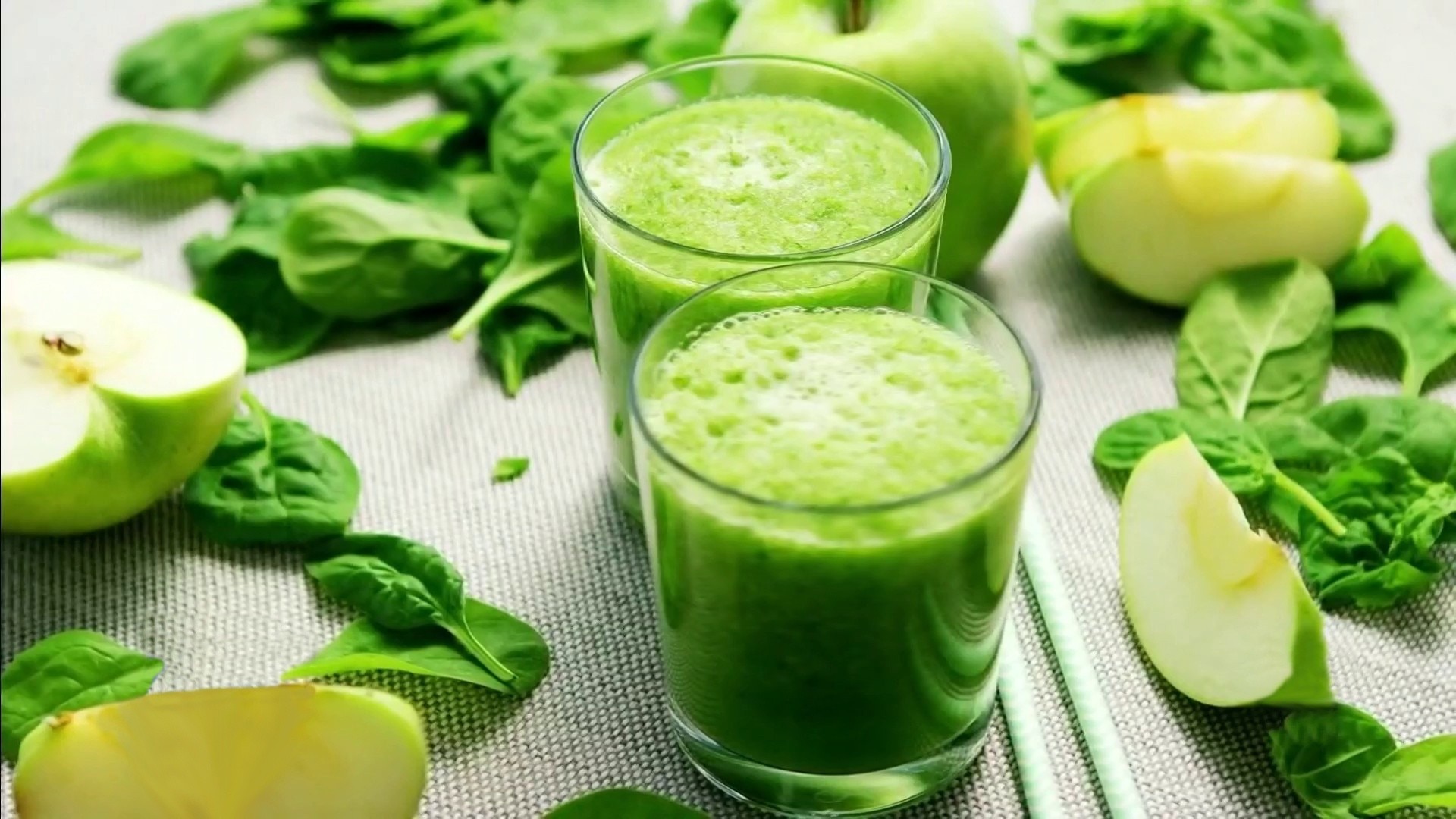 Watch En Casa con Telemundo Highlight: Desintoxica tu cuerpo con estas fáciles recetas de ...