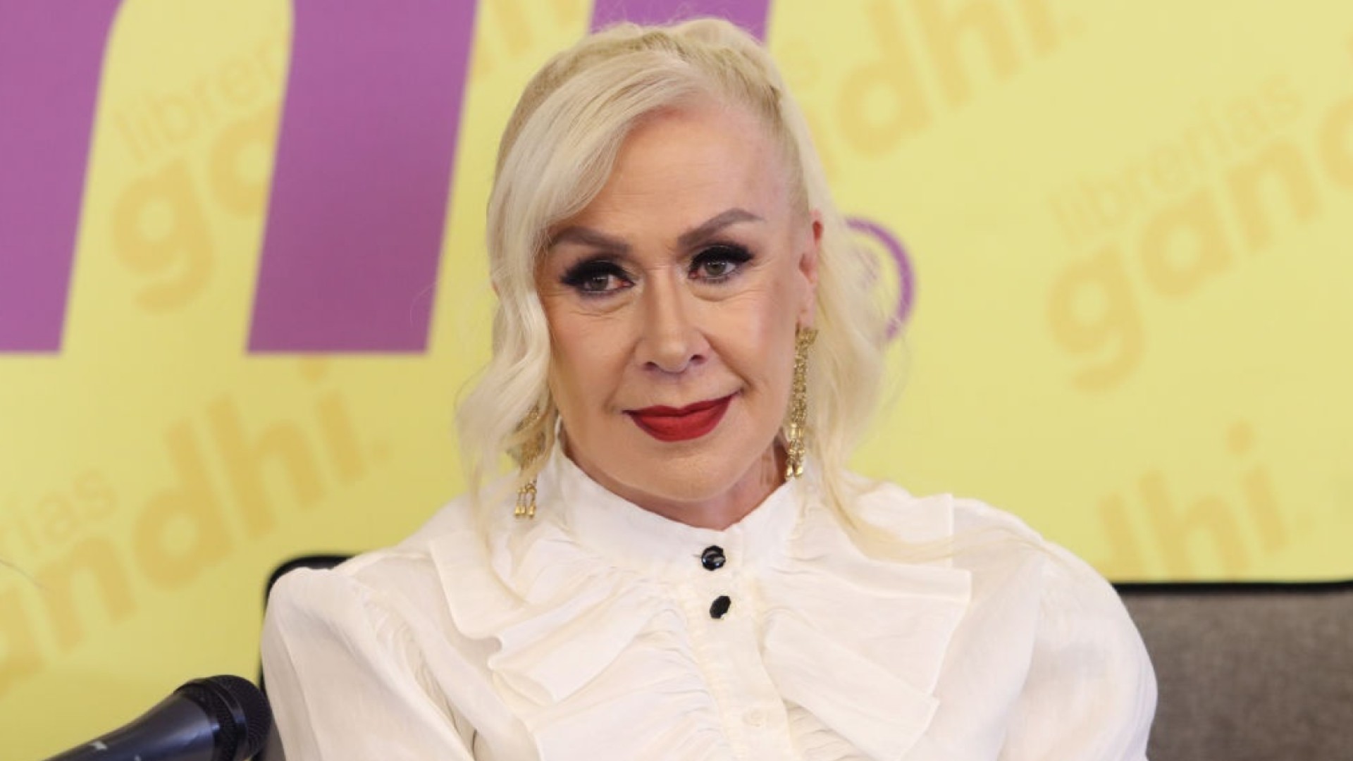 Watch En Casa con Telemundo Highlight: Laura Zapata mencionó quienes ...