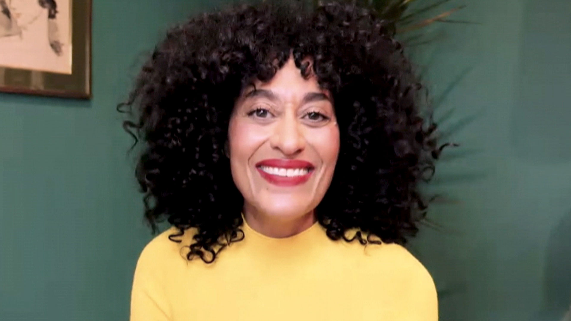 Watch Late Night with Seth Meyers Highlight: Seth Gives Tracee Ellis ...