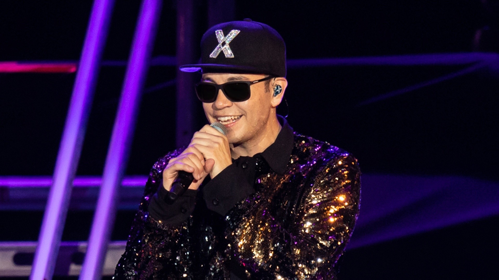 Watch En Casa con Telemundo Highlight: Raymix presenta 'Te Voy a ...