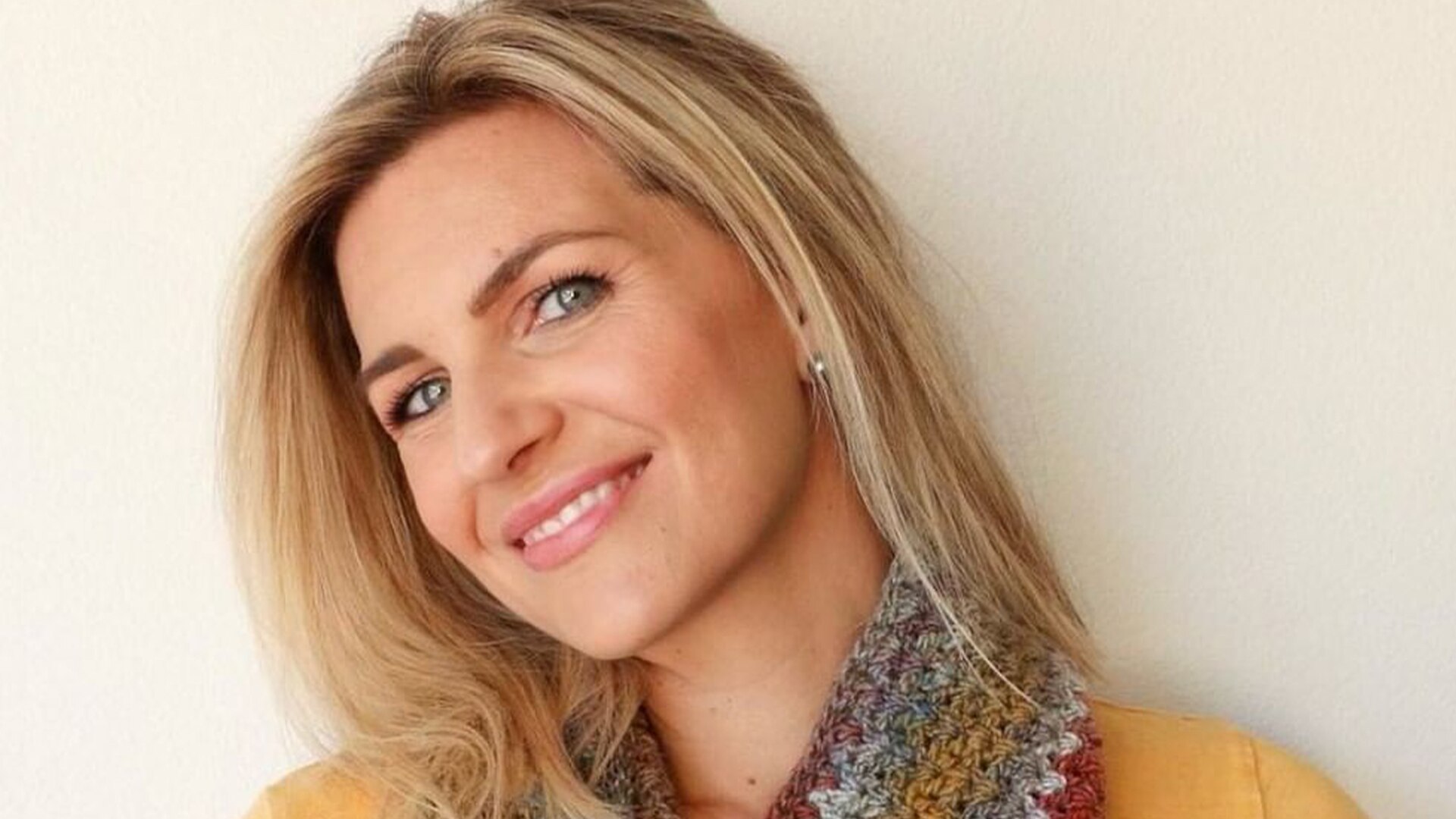 Watch Access Hollywood Highlight: Crafting YouTuber Melanie Ham Dies ...