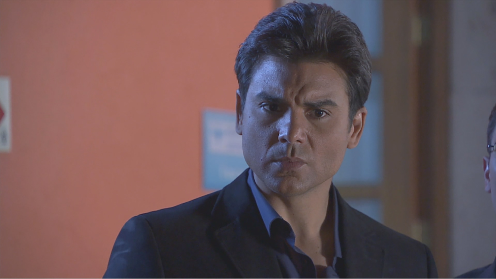 Watch La Patrona Episode: Dueña de la mina de oro - NBC.com