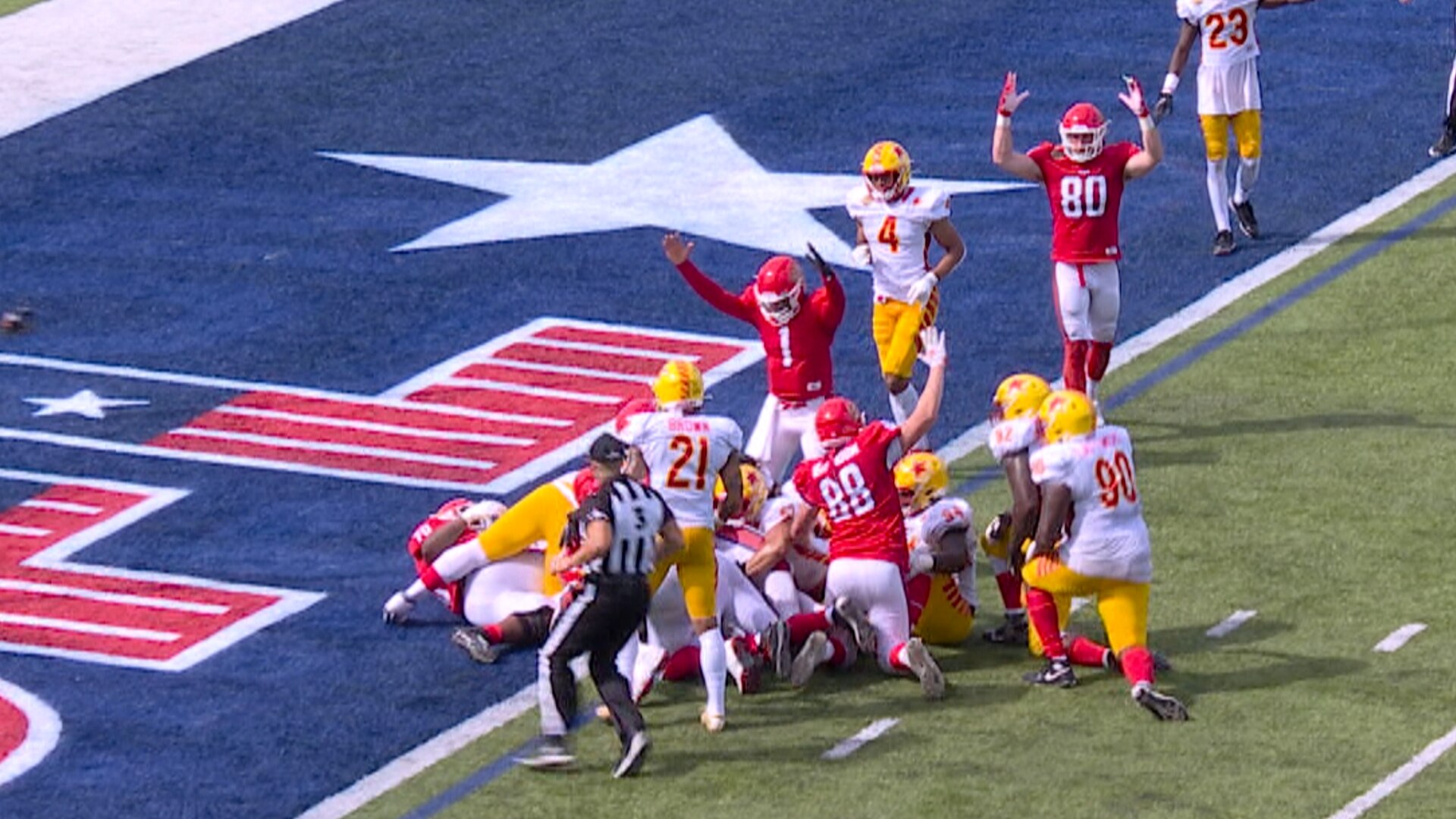 Watch Sports Clip: Generals' RB Victor scores TD on fourth and goal ...