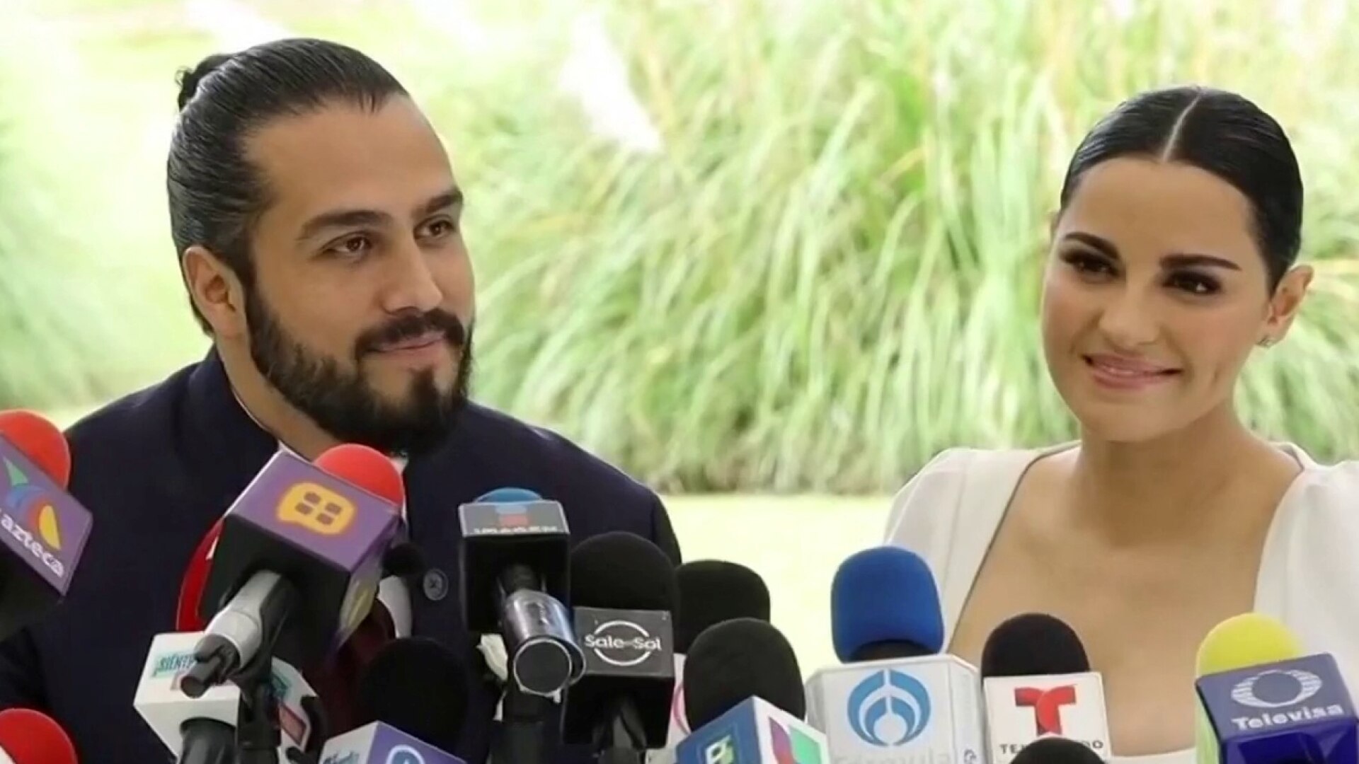 Watch La Mesa Caliente Episode: La boda de Maite Perroni - NBC.com