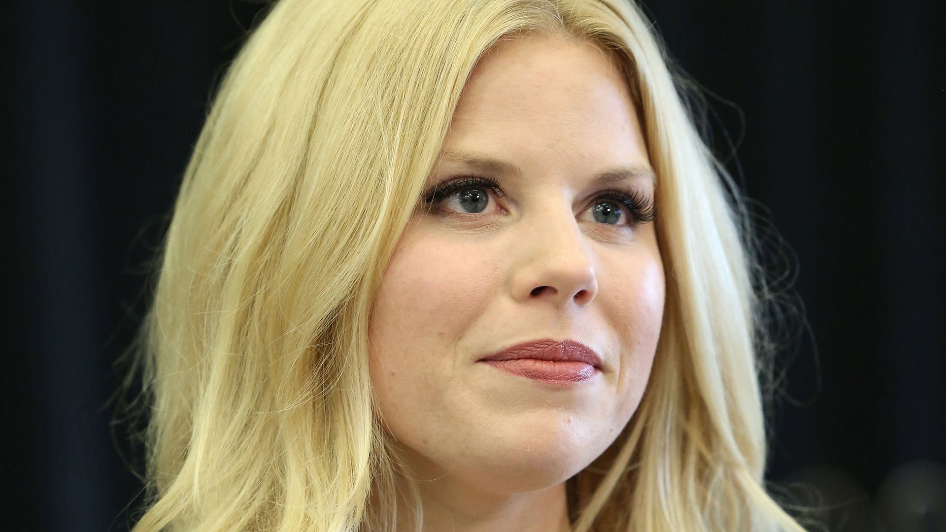 Watch Access Hollywood Highlight: Megan Hilty Asks For Help In Finding ...