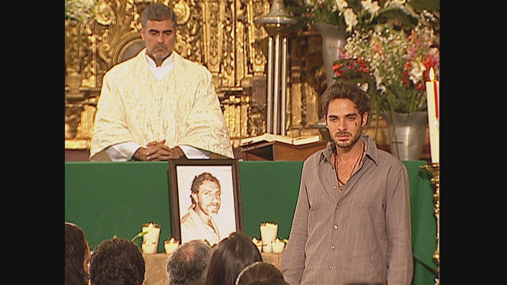 Watch Gitanas Episode: Entre lágrimas - NBC.com