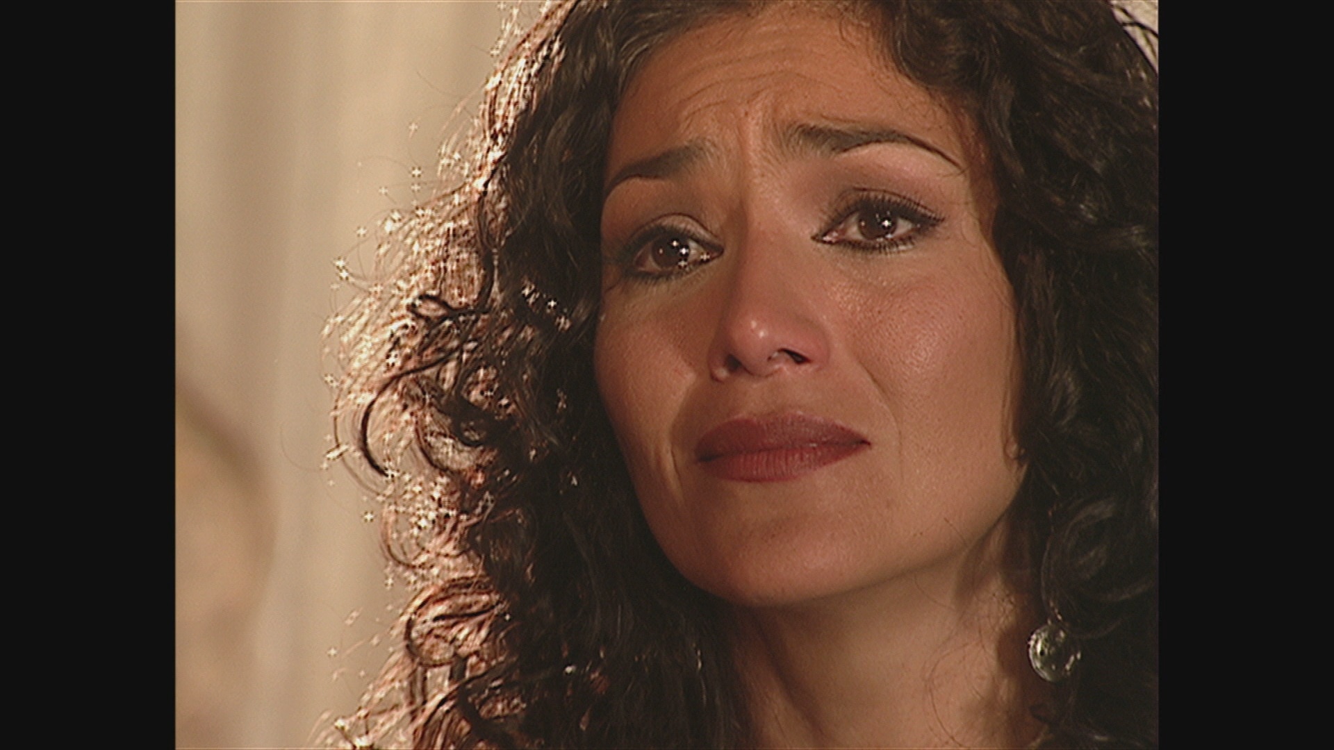 Watch Gitanas Episode: El secreto de Jovanka - NBC.com