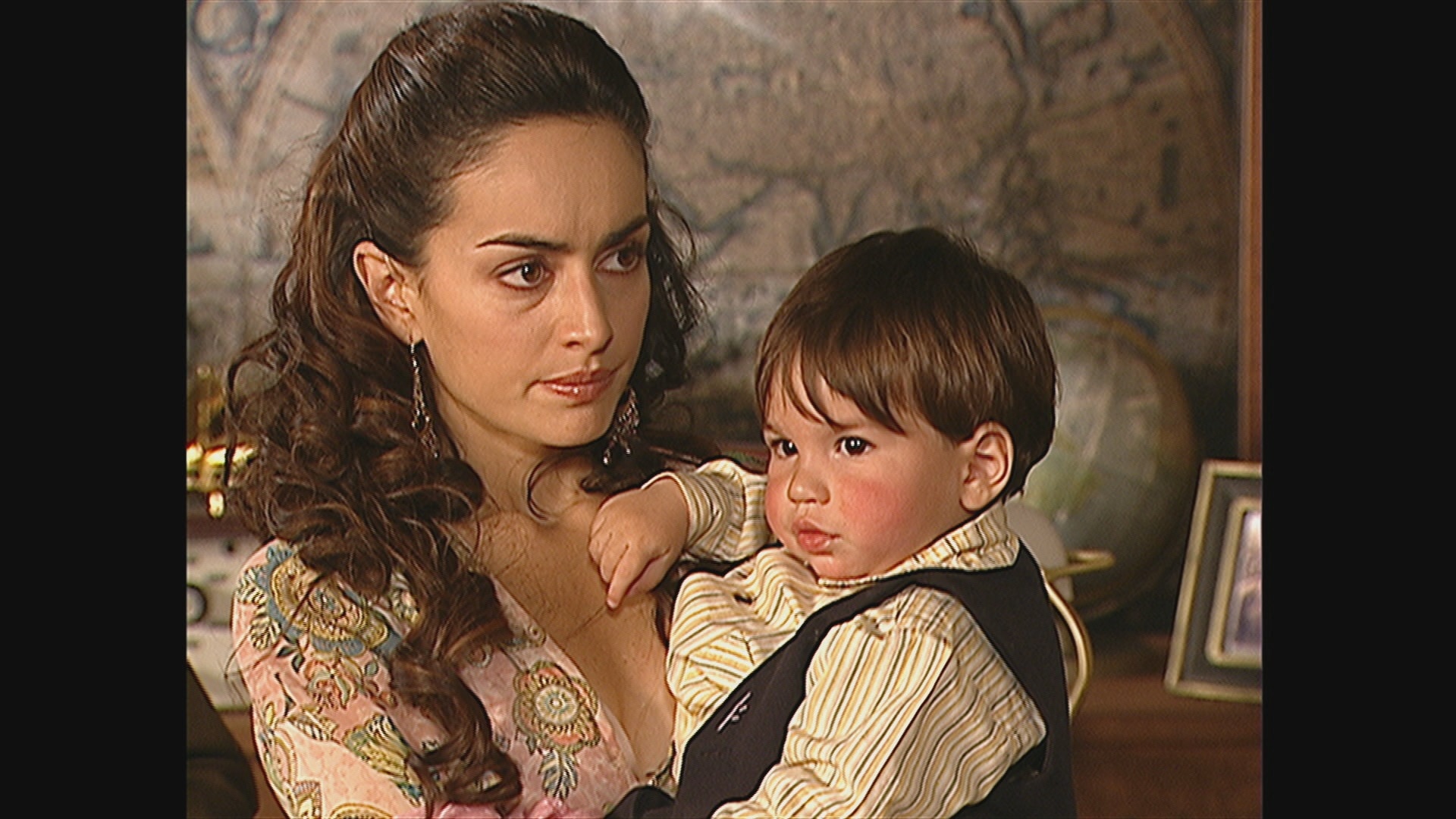 Watch Gitanas Episode: En busca del amor - NBC.com