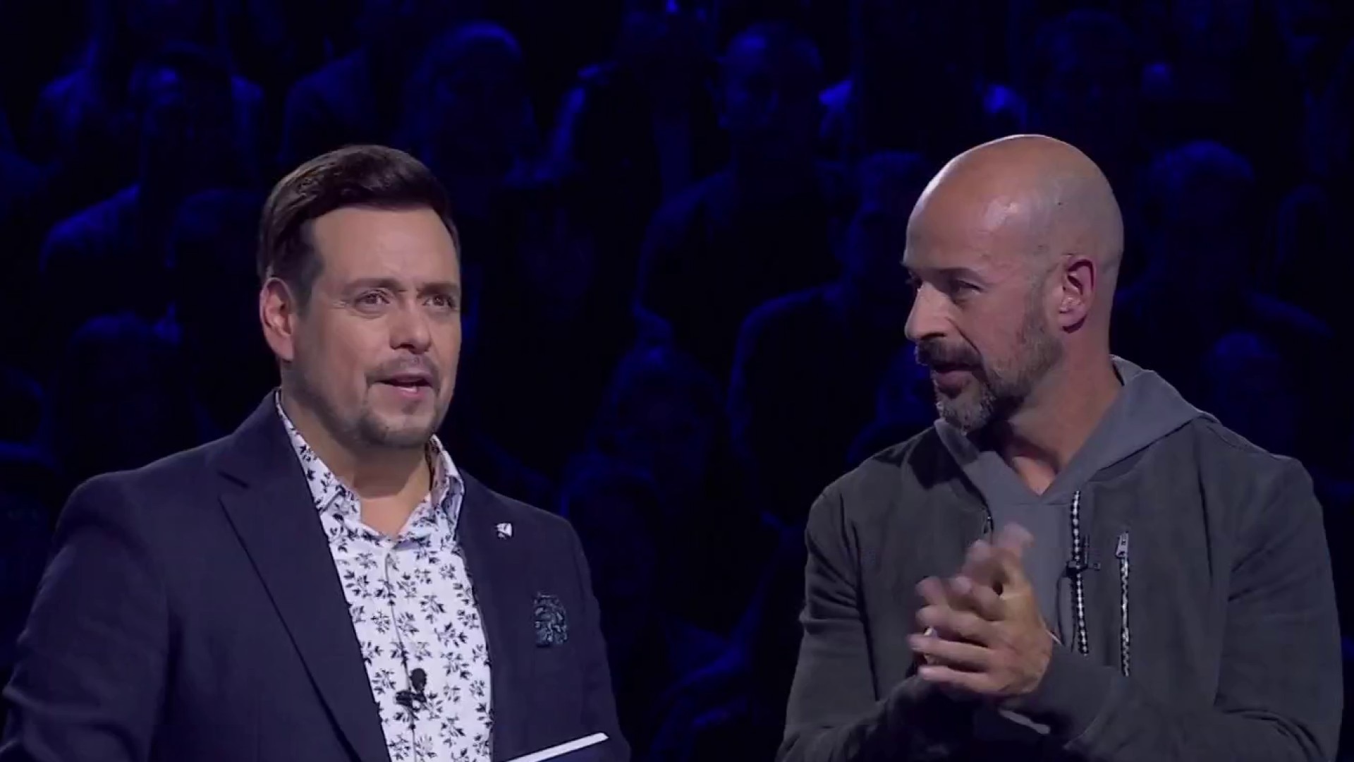 Watch ¿Qué Dicen los Famosos? Highlight: Alex y Tono arrasan con las ...