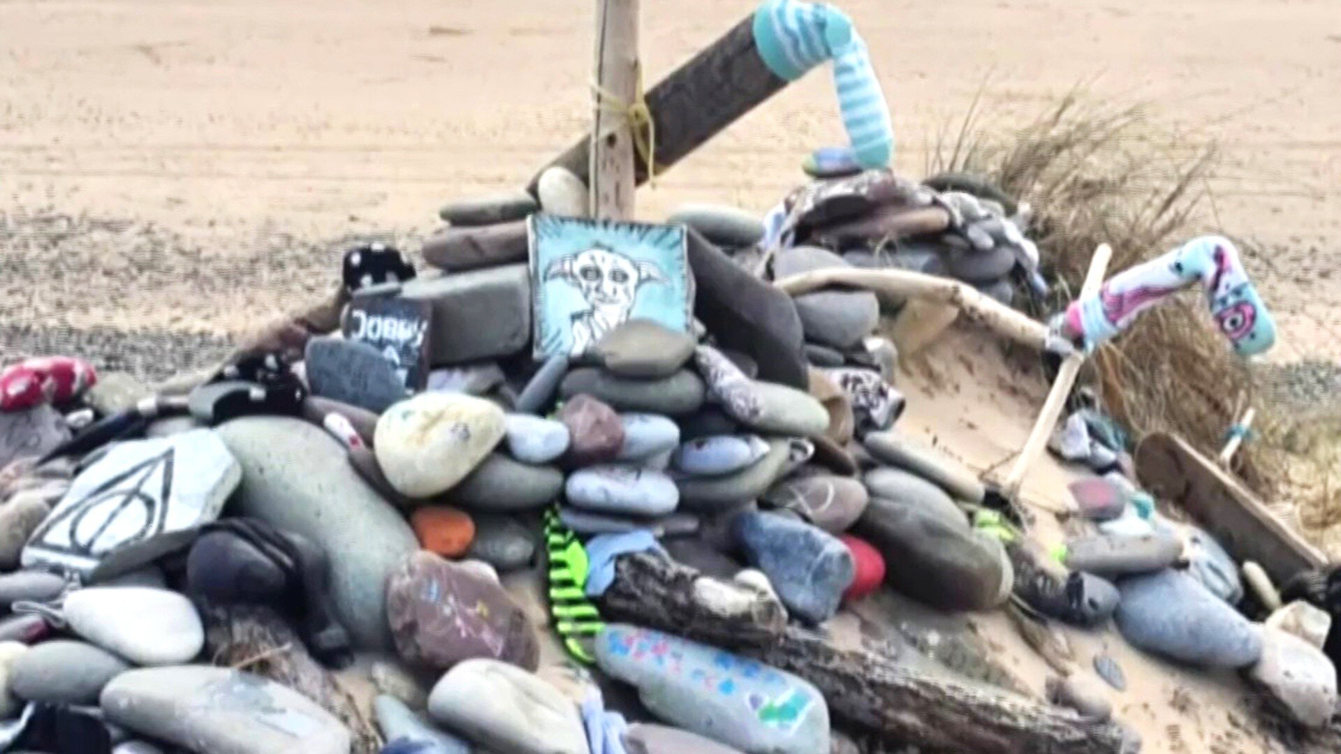 Watch TODAY Excerpt: ‘Harry Potter’ fans told to stop leaving socks at ...