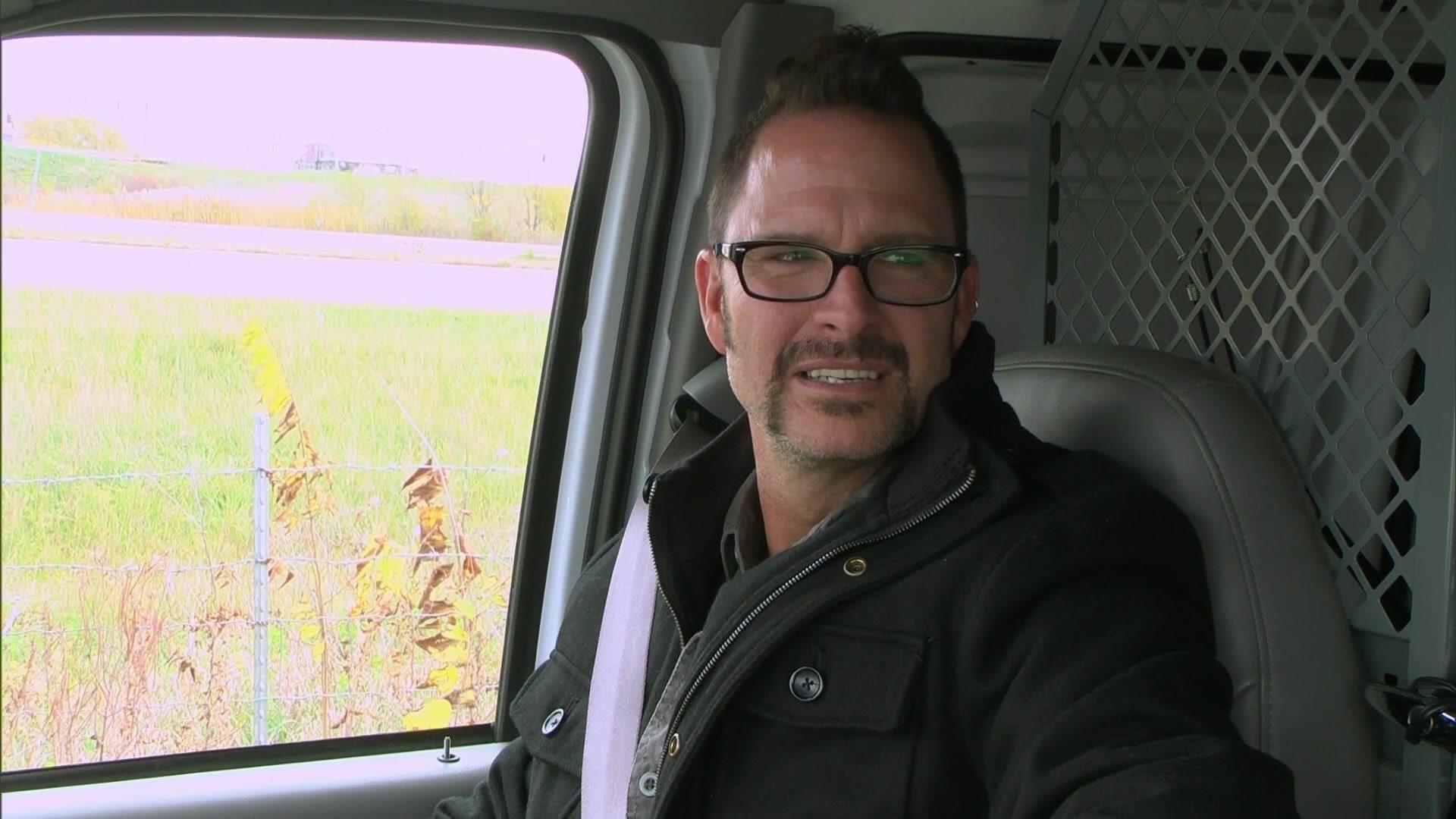 Watch Undercover Boss Episode: Budget Blinds - NBC.com