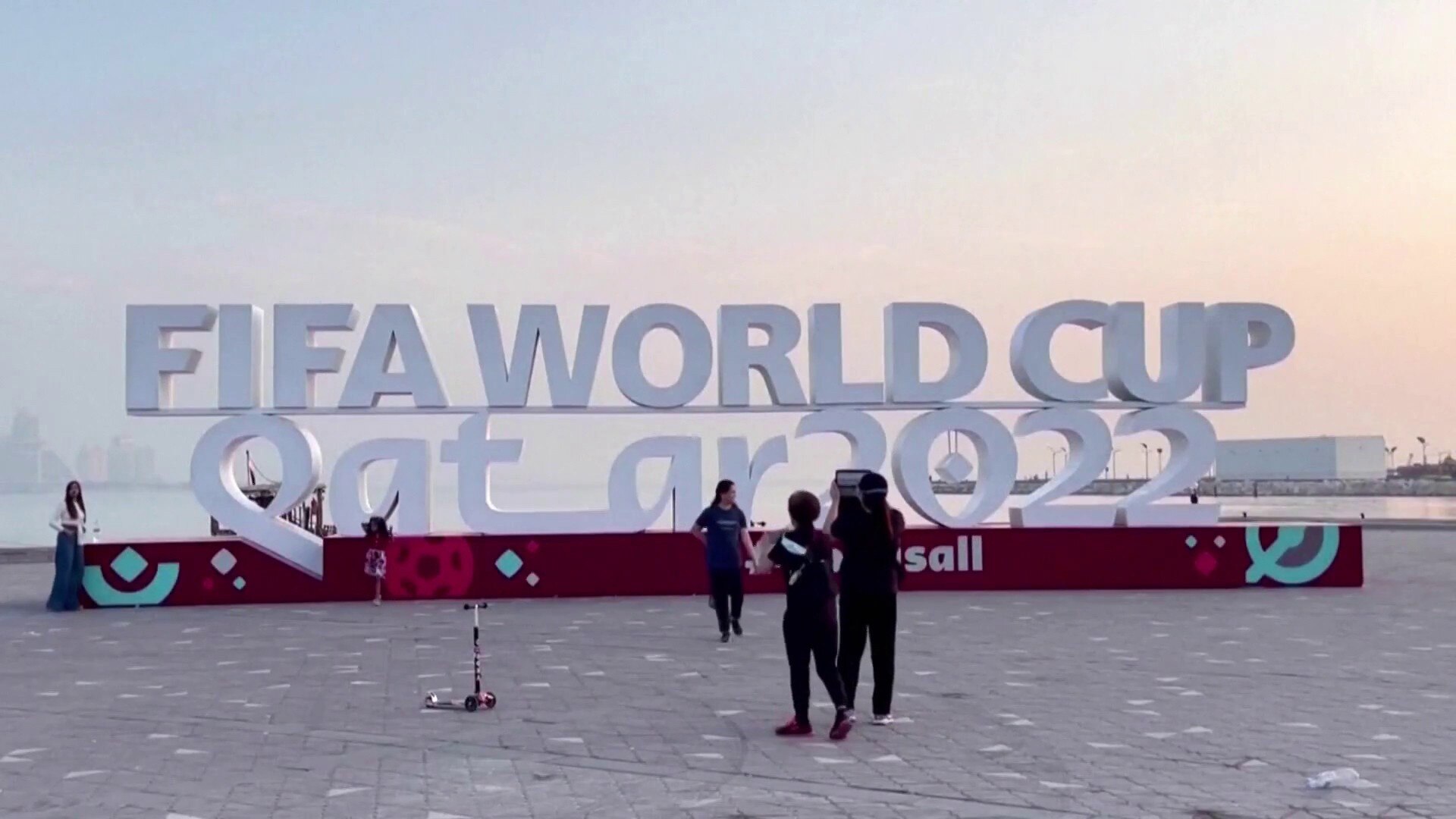 Watch TODAY Excerpt: FIFA announces ban of alcoholic beer at World Cup ...