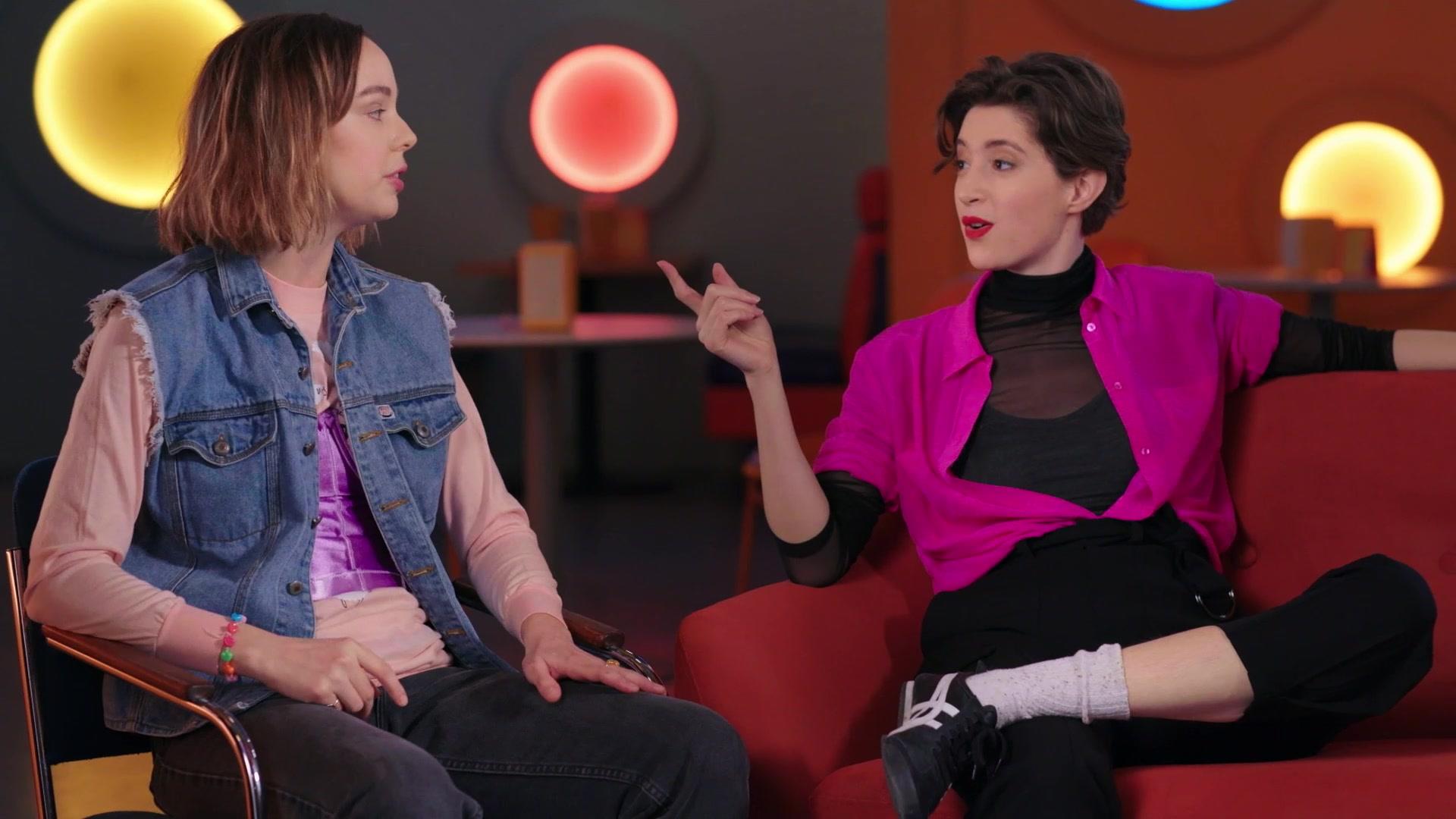 Watch Reginald the Vampire Web Exclusive: Reginald and Resident Alien ...